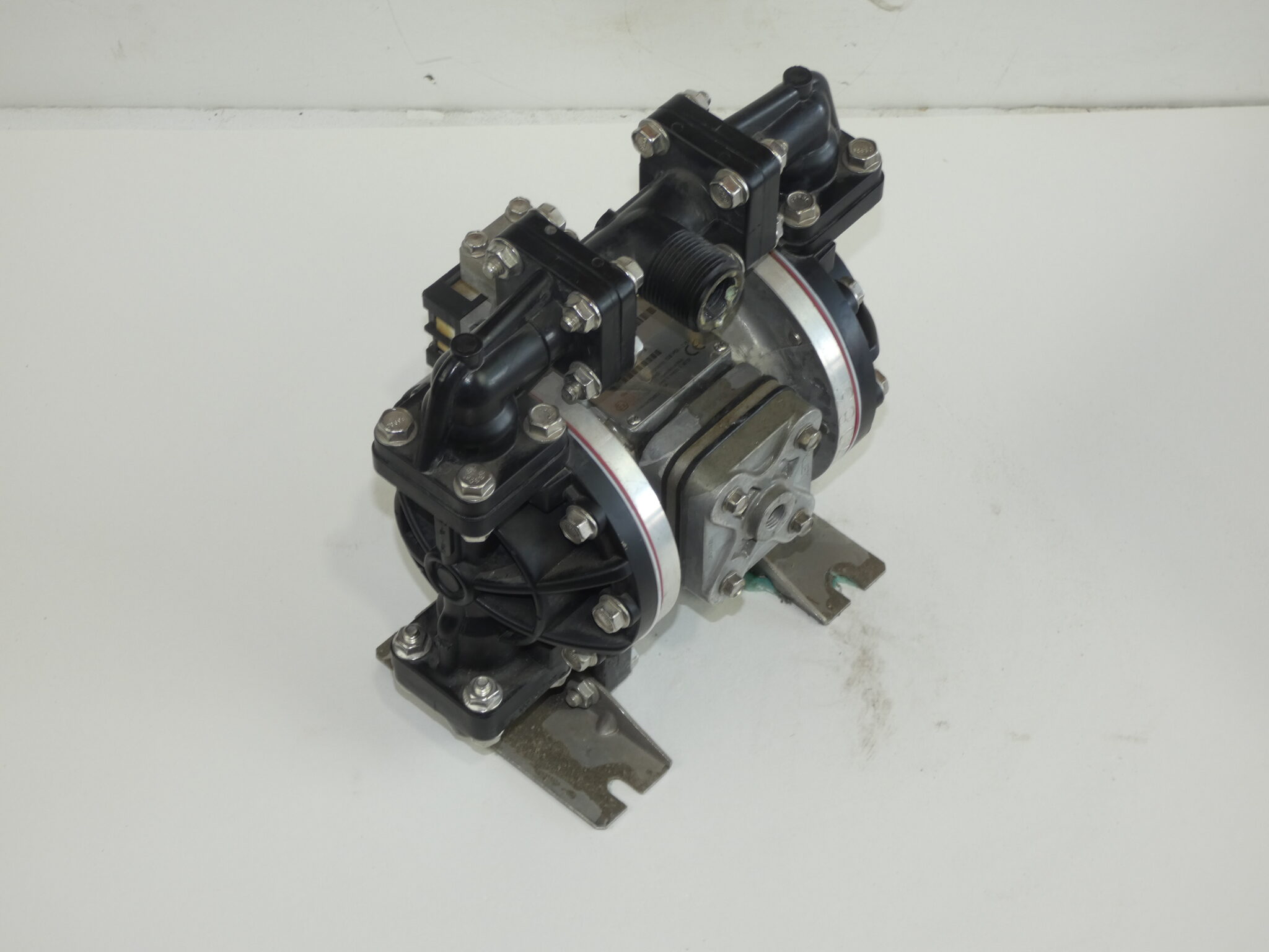 Binks 41-818636 Gemini II Diaphragm Pump, 100 PSI – GPM Surplus