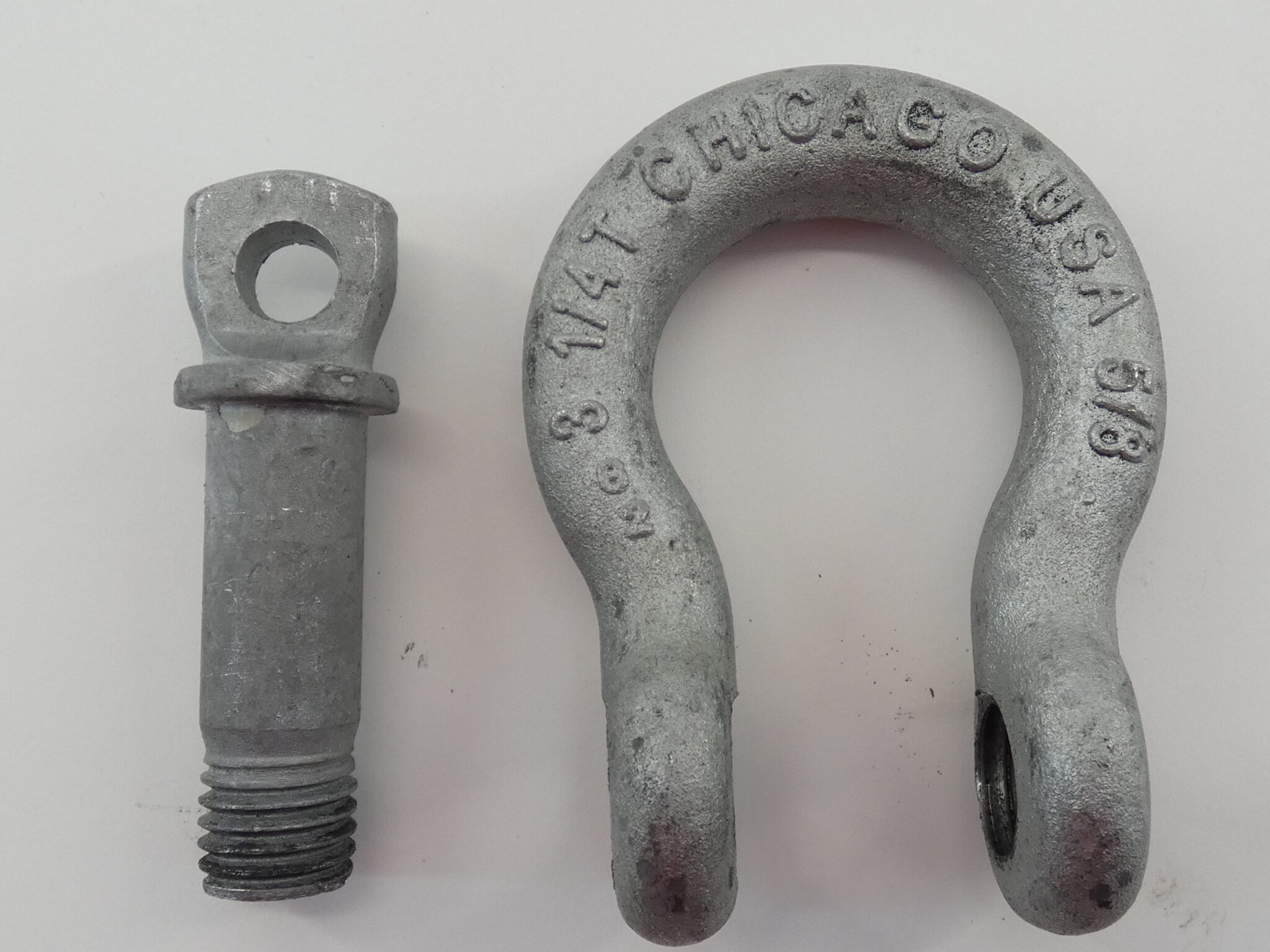 *Lot of 7* Chicago Shackles, 3-1/4T, 5/8″ – GPM Surplus