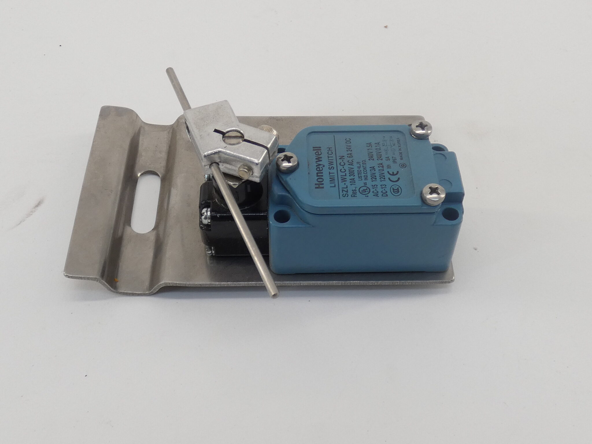 Honeywell SZL-WLC-C-N Limit Switch W/ Bracket – GPM Surplus