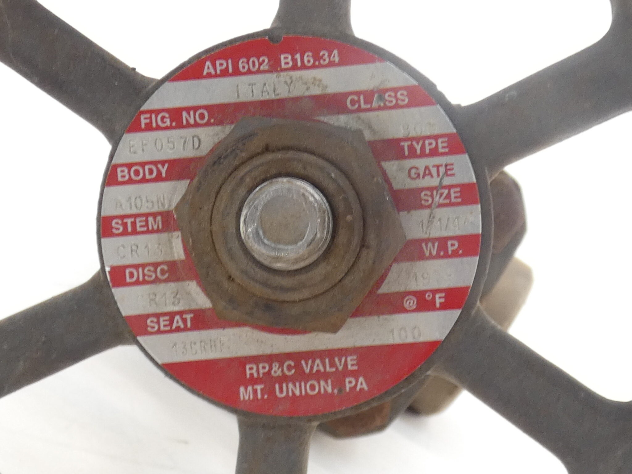 RP & C EF057D Gate Valve, 1-1/4″, 800 Class, A105N – GPM Surplus