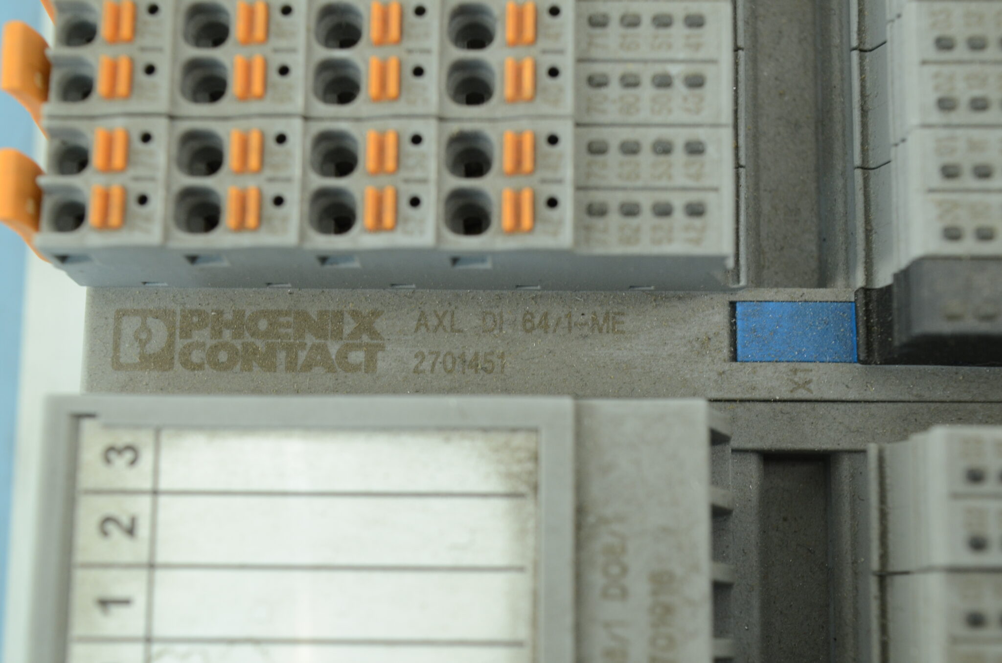 Phoenix Contact 2688899 Axioline F Bus Coupler 2688899 2701916 2701451 ...