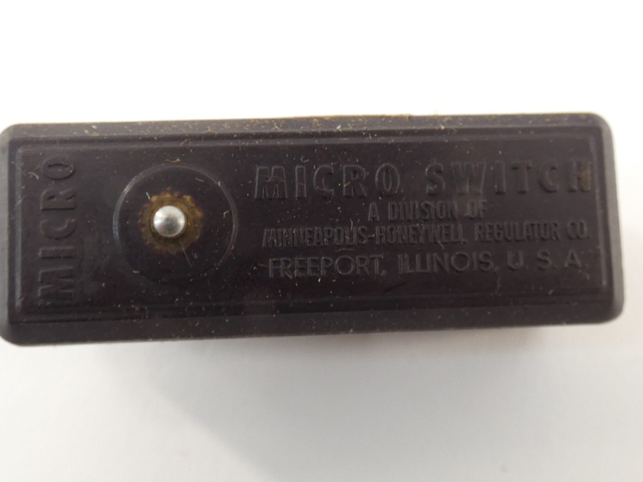 *Lot of 11* Micro Switch Snap Action Limit Switches, 15A, 125 250 480V ...