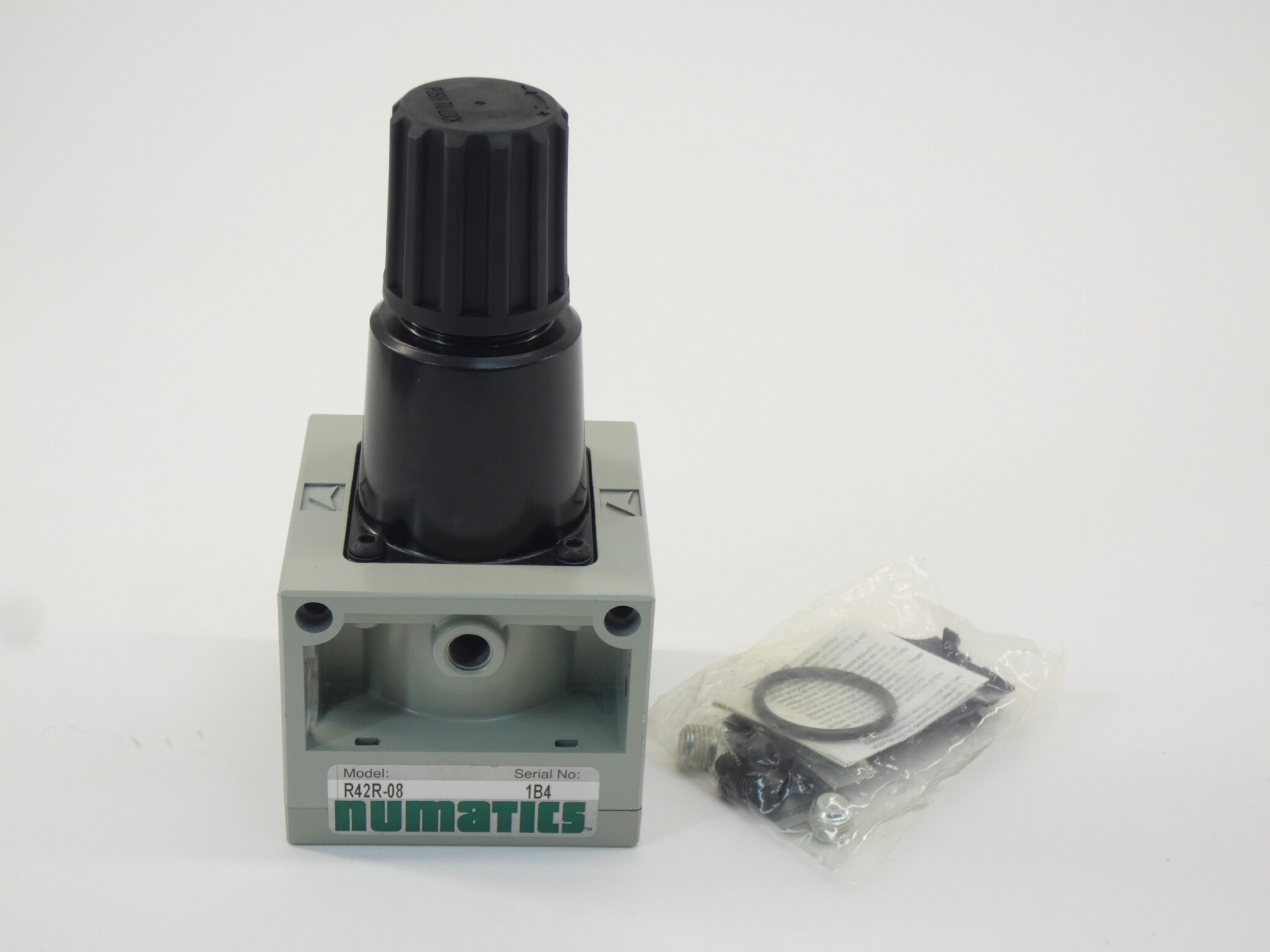 Numatics R42R-08 Regulator, 1-1/4″ NPT, No Gauge – GPM Surplus