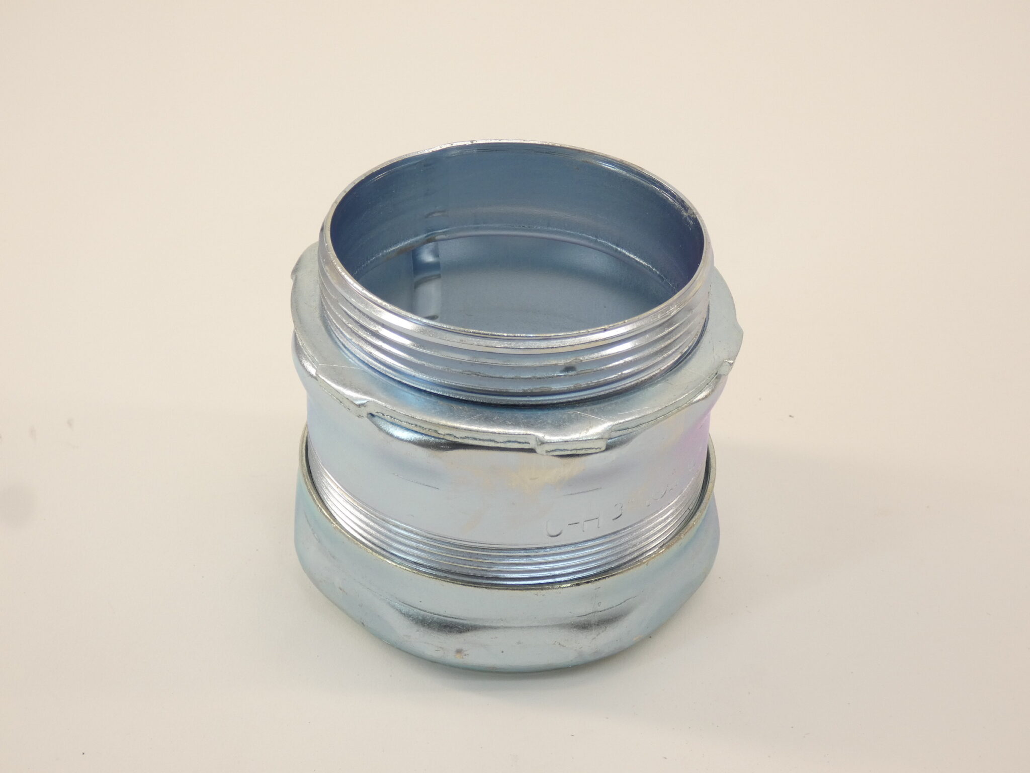 Eaton Crouse-Hinds 657 EMT Compression Type 3″ Connector – GPM Surplus