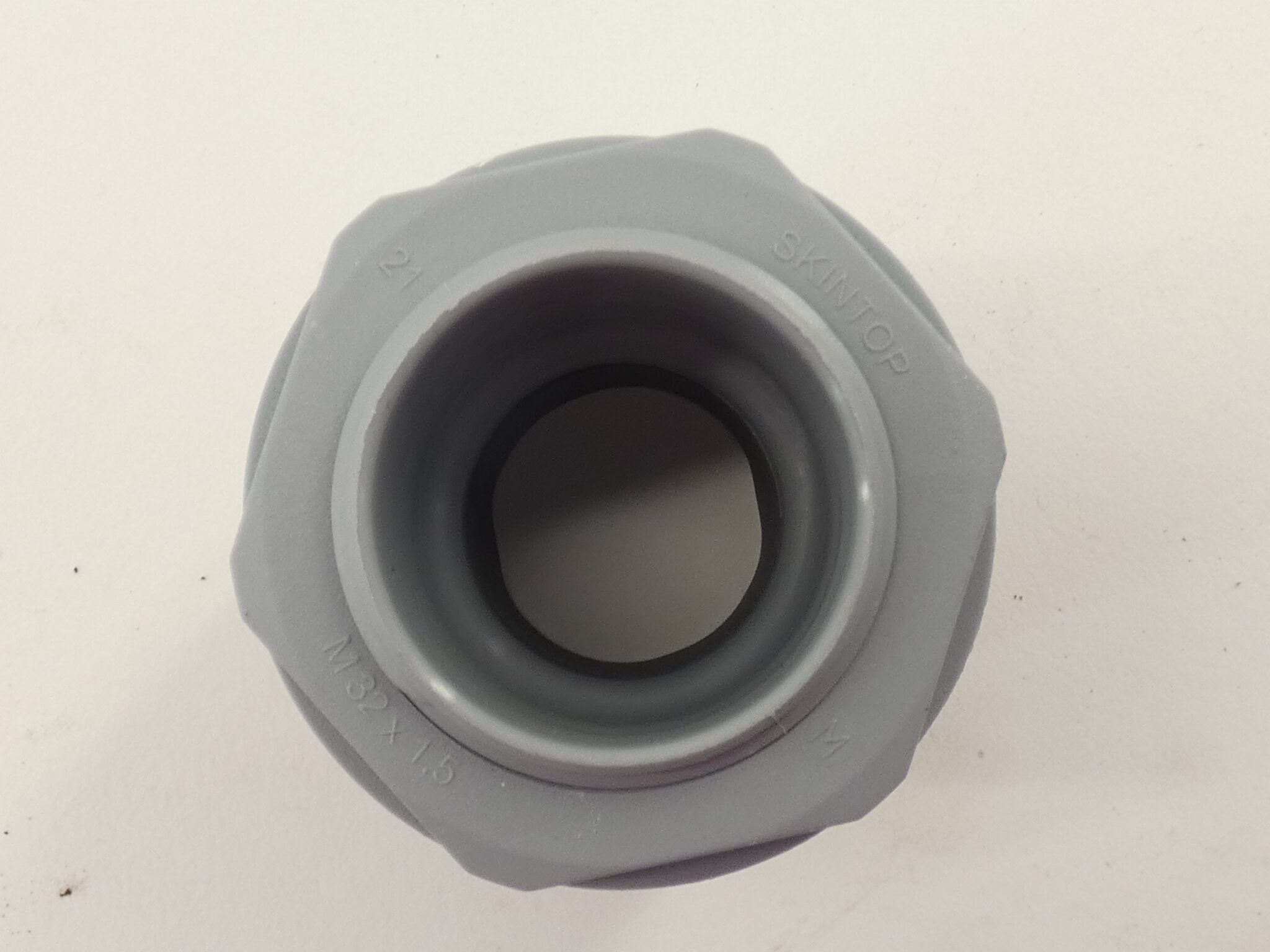 *Lot of 10* Skintop Plastic Grey Cable Glands W/ Locknut M32x1.5 – GPM ...