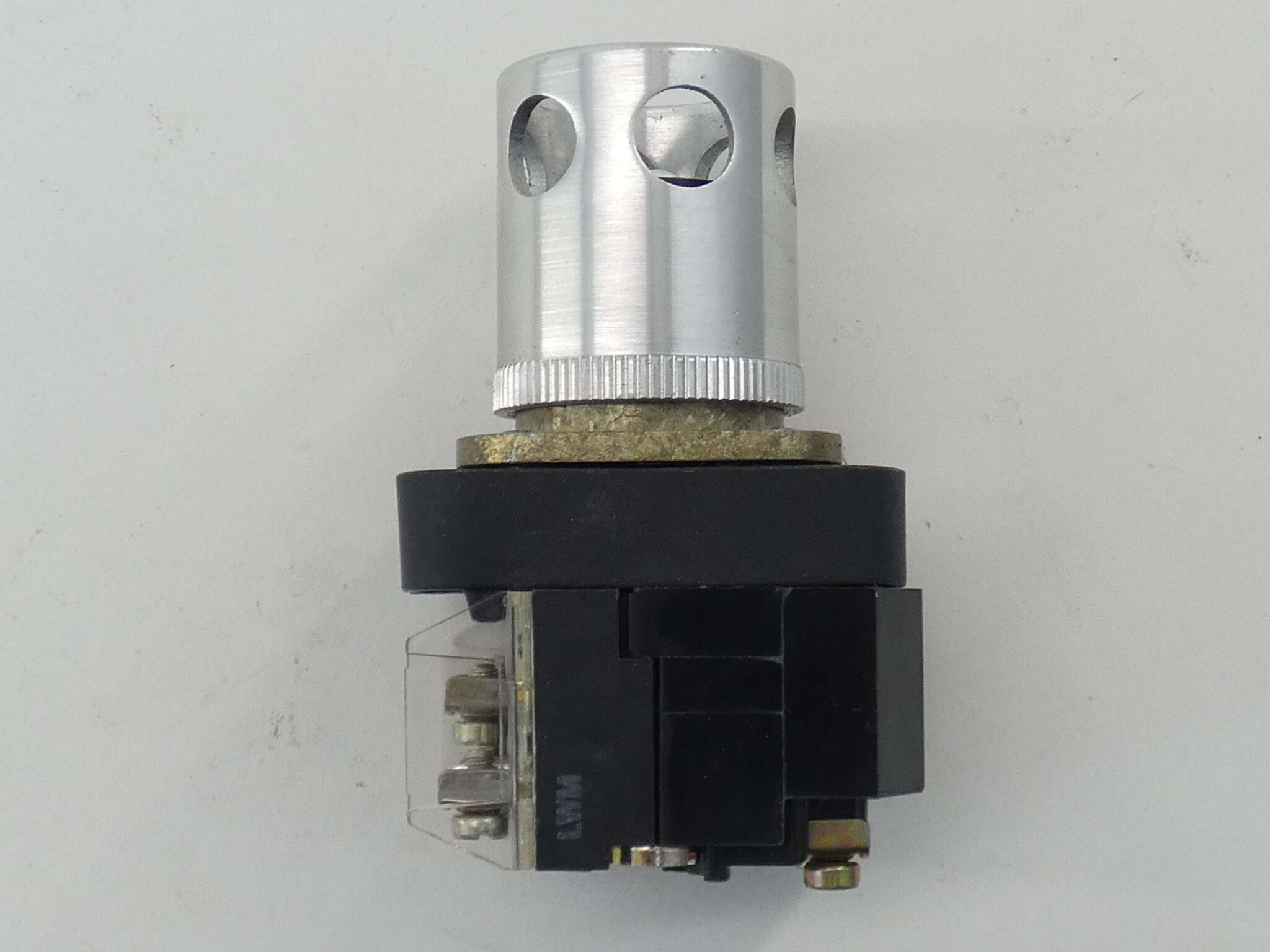 Allen-Bradley 800T-PA16 Push Button Missing Cover 120V Series T – GPM ...
