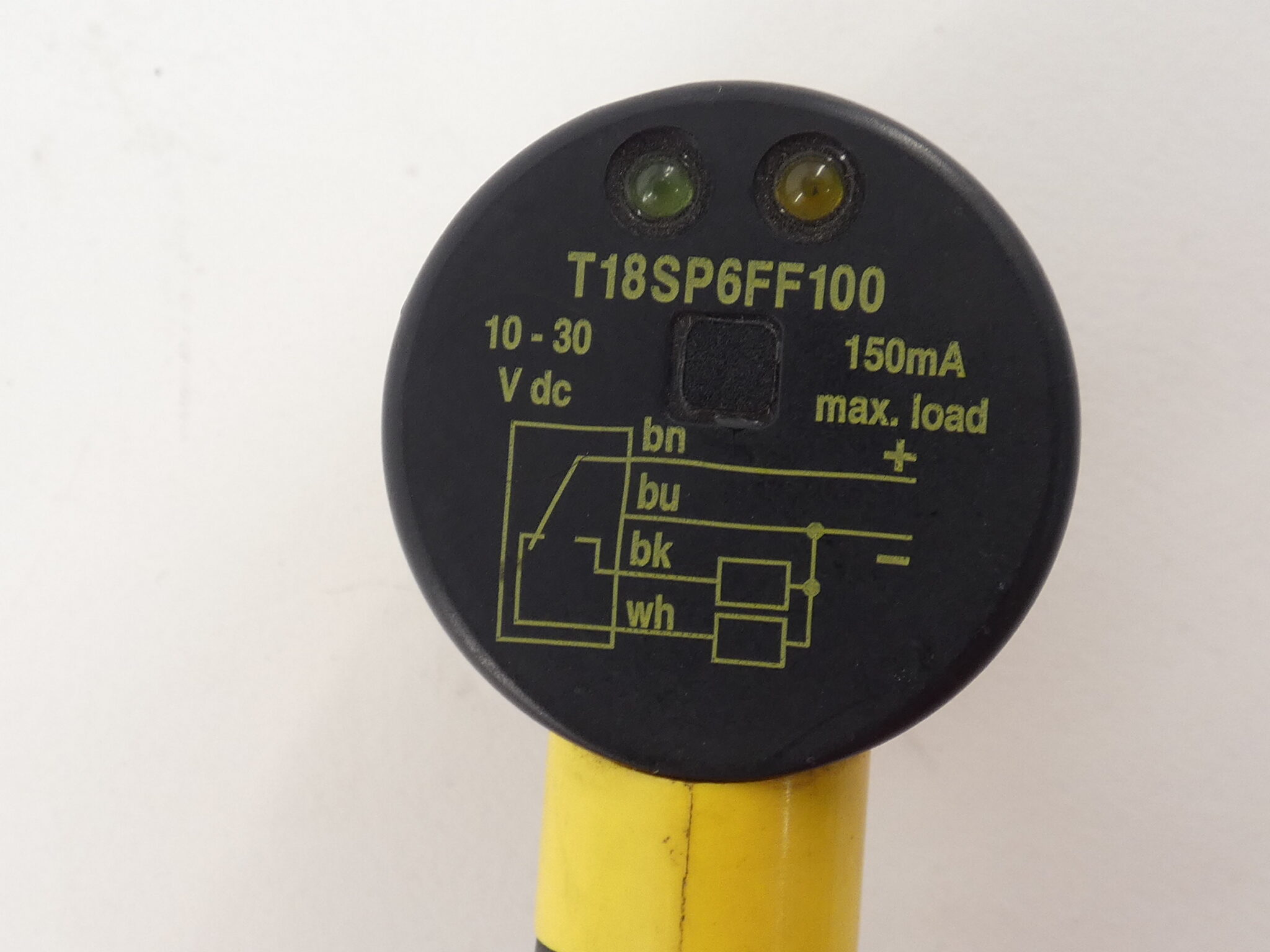 Banner T18SP6FF100 w/ 30 Photoelectric Switch 10-30VDC 150mA – GPM Surplus