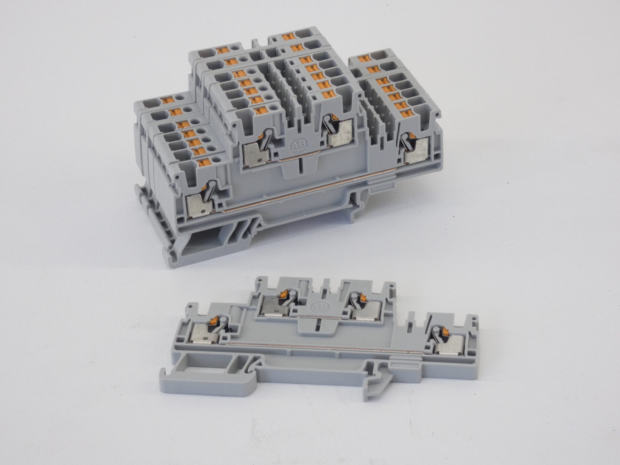 *Lot of 6* Allen-Bradley 1492-PD3 Terminal Block – GPM Surplus