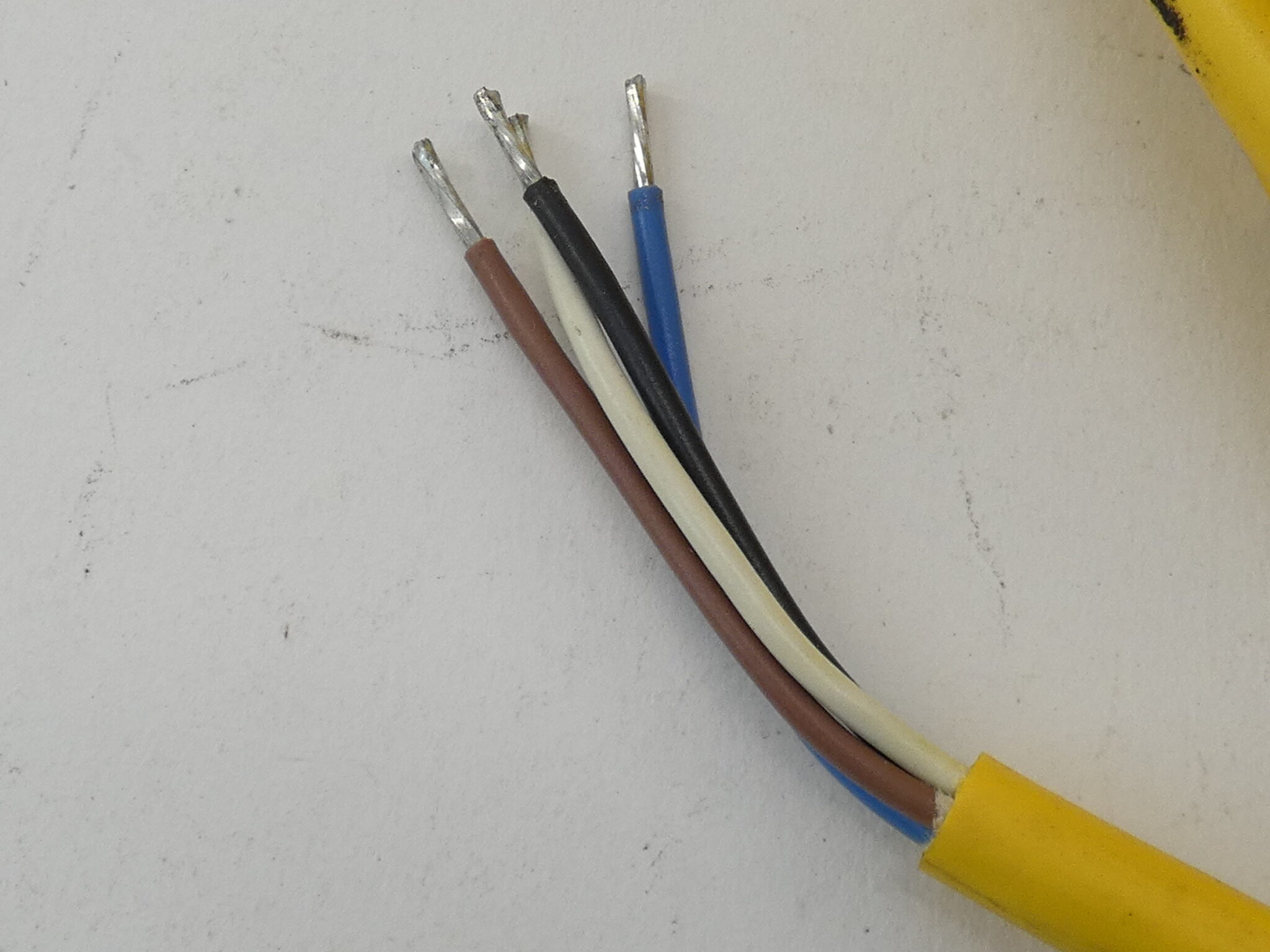 Turck RKM 40-15M Connection Cable Cordset 4-Pin Mini Fast 15M – GPM Surplus