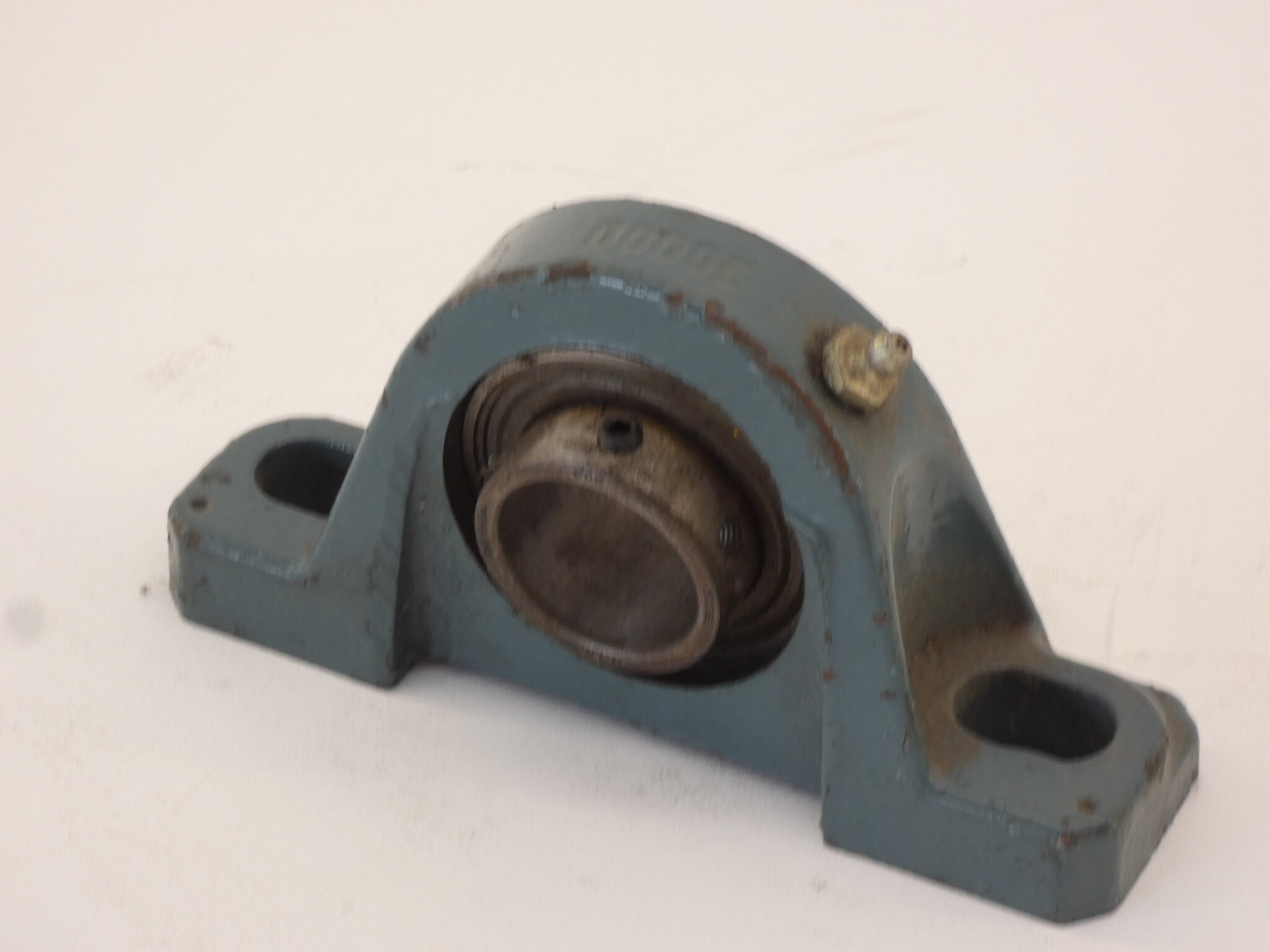 Dodge 124133 2-Bolt Pillow Block Bearing 1-1/4″ Bore – GPM Surplus