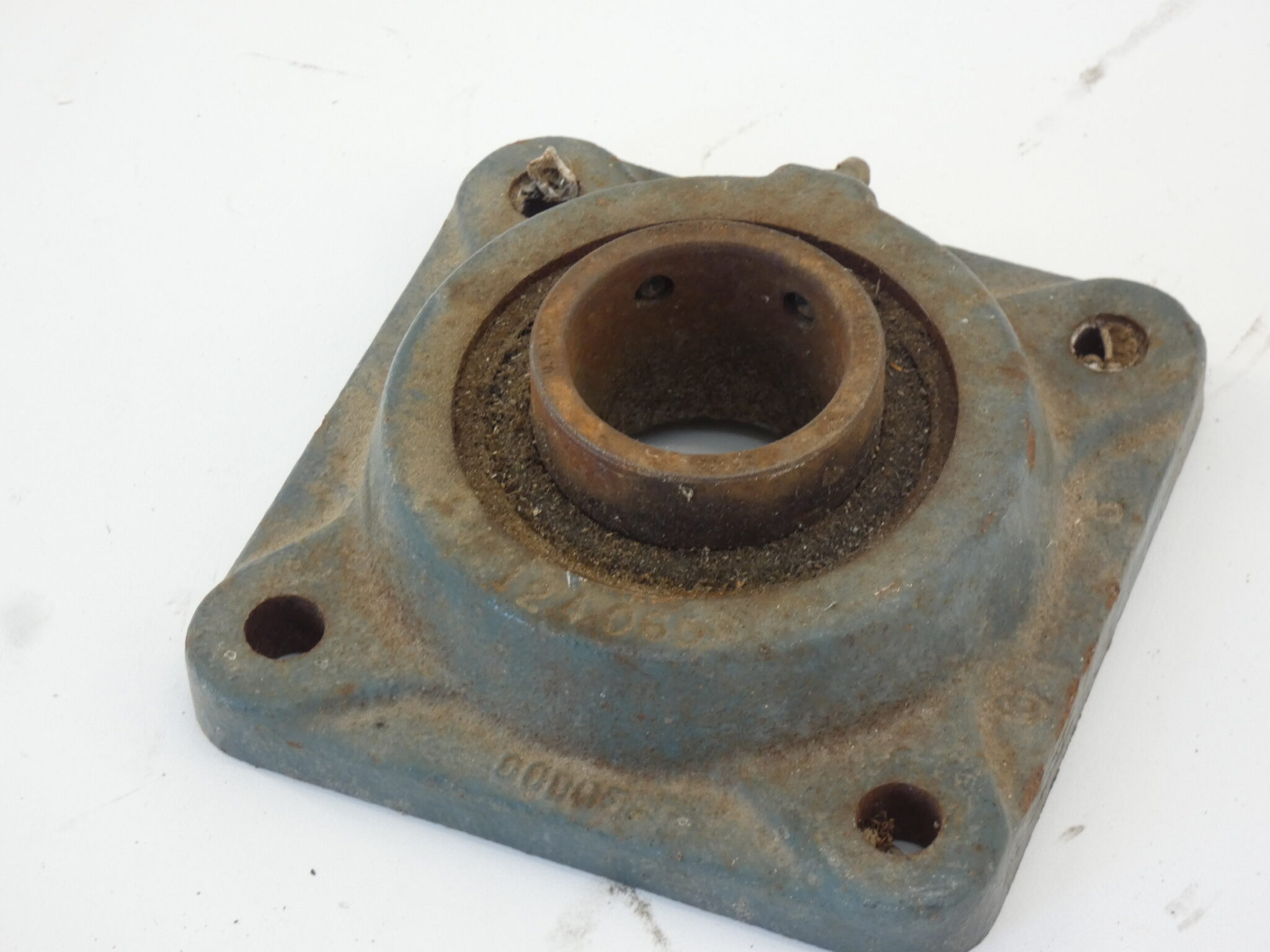 Dodge 124065 4-Bolt 5-1/2″ Flange Bearing 1-3/4″ Bore – GPM Surplus