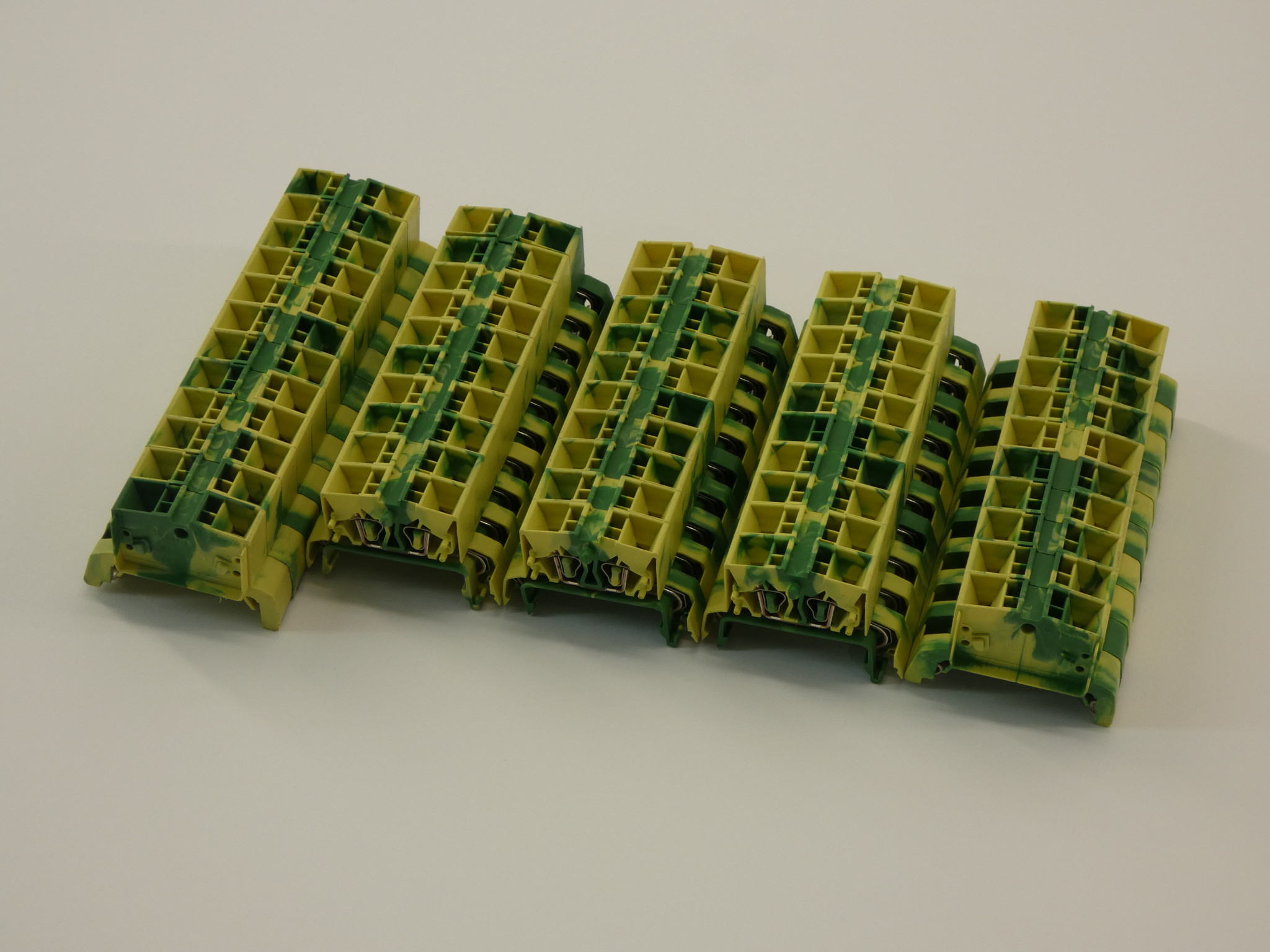 *Lot of 52* Wago 264 Terminal Block AWG 28-12 2.5mm – GPM Surplus