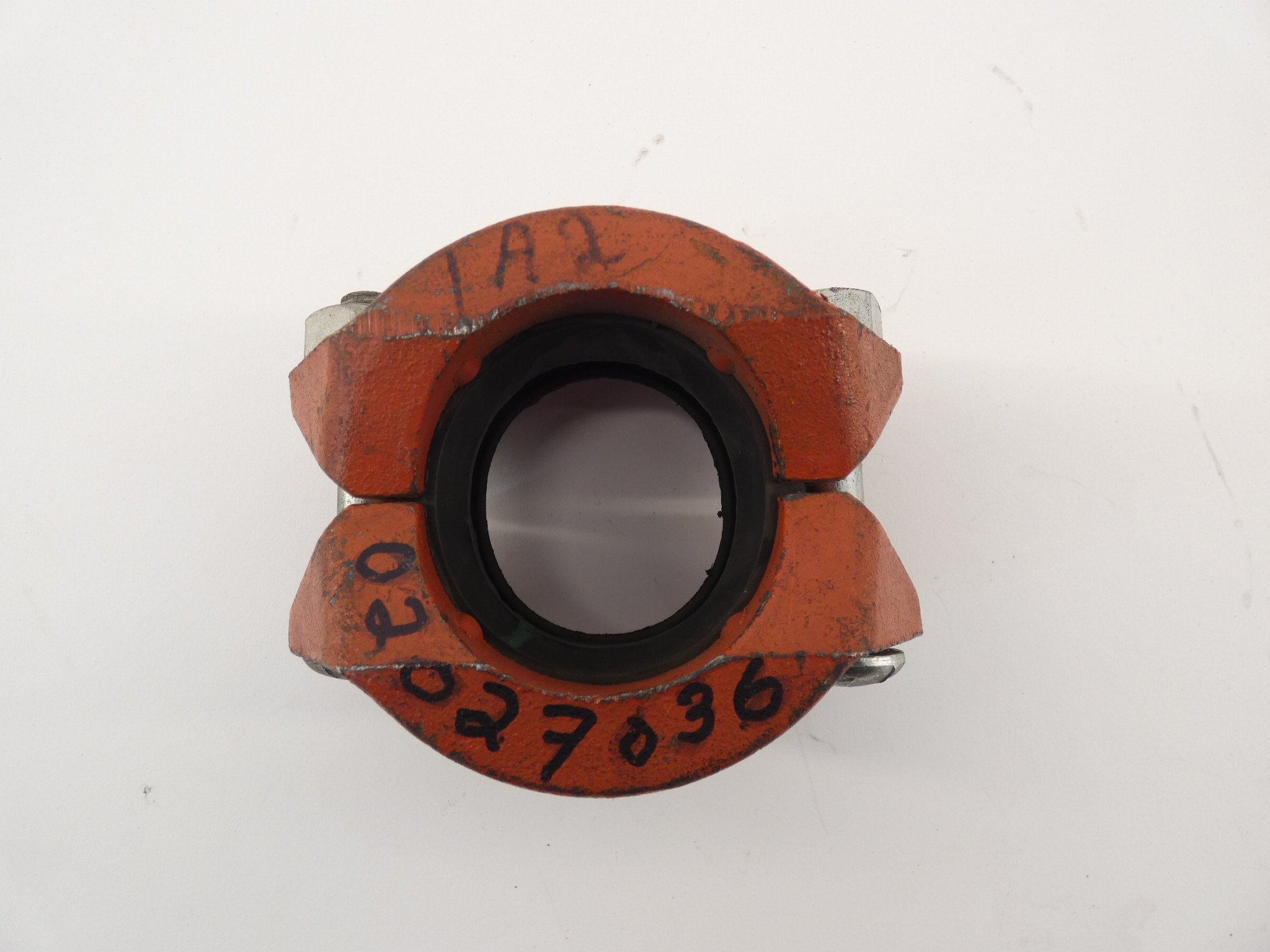 Victaulic Style 90 2″ Plainlock Pipe Coupling Red – GPM Surplus