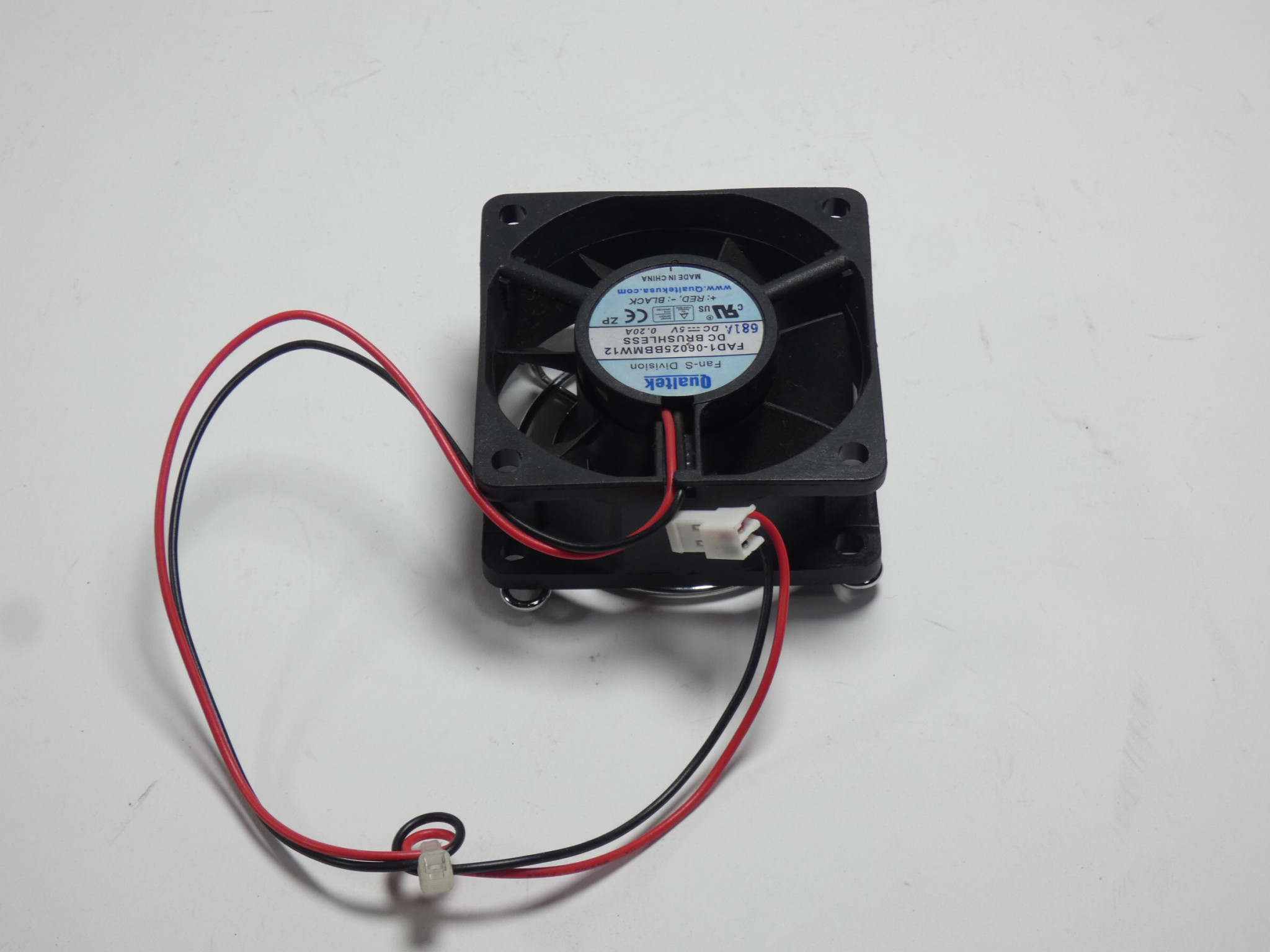Qualtek FAD1-06025BBMW12 Brushless DC Fan 5V 0.20A 60mm x 60mm x 25mm ...