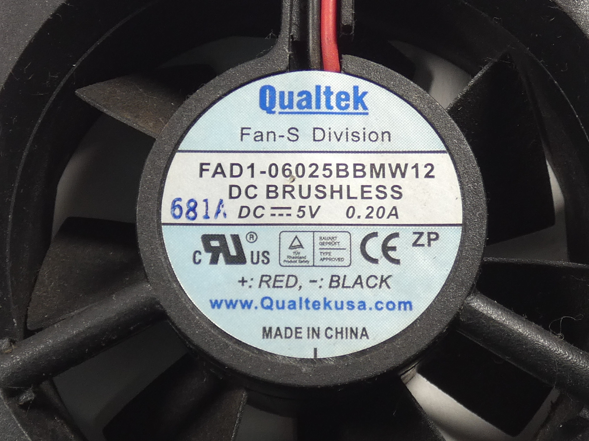 Qualtek FAD1-06025BBMW12 Brushless DC Fan 5V 0.20A 60mm x 60mm x 25mm ...