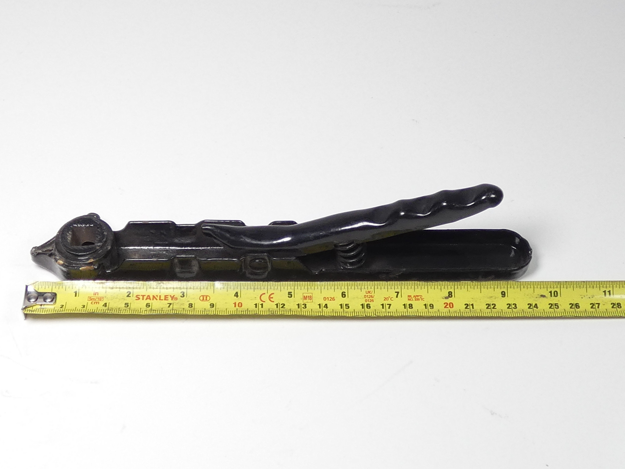 Butterfly Valve Lever Handle 7/16″ ID Black – GPM Surplus