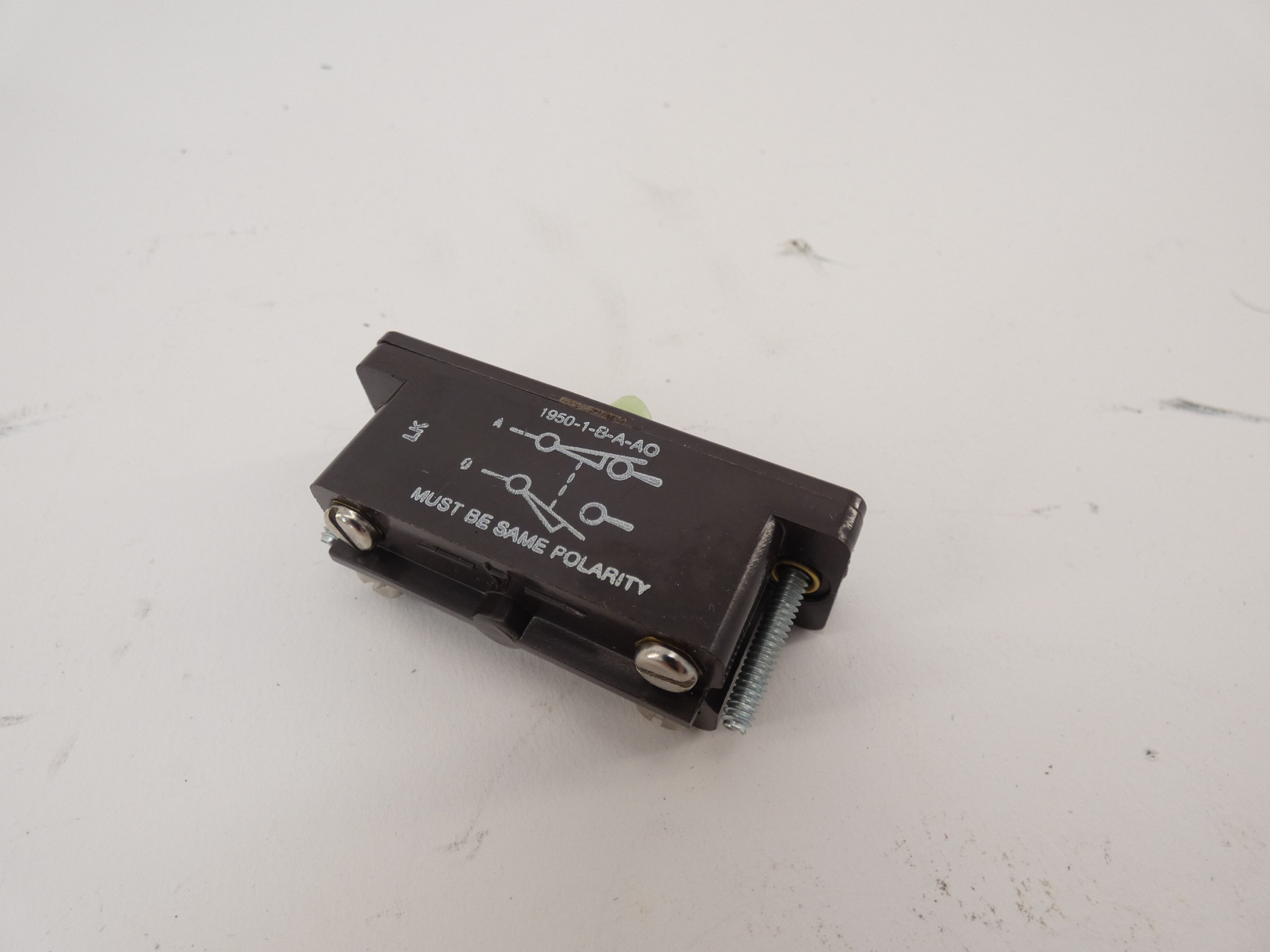 Gemco 1950-1-B-A-AO Limit Switch – GPM Surplus