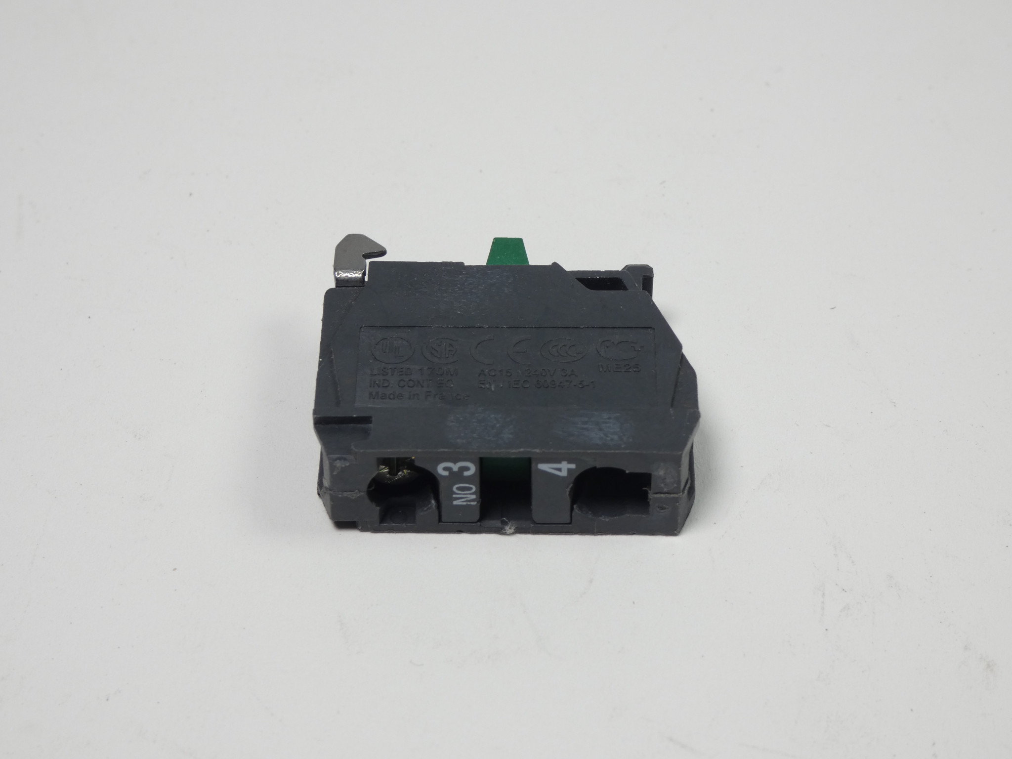 *Lot of 6* Schneider Electric ZBE-101 Contact Cartridge – GPM Surplus