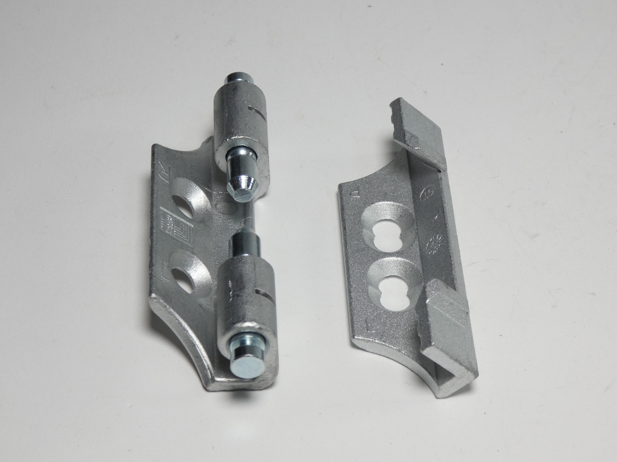 *Pack of 4* Rittal Door Hinge Hardware TS Single – GPM Surplus