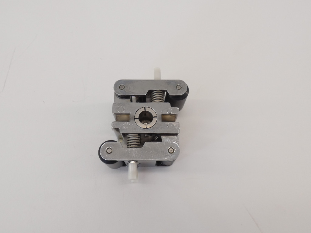 Spring Loaded Clamp 5/16″ Bore – GPM Surplus