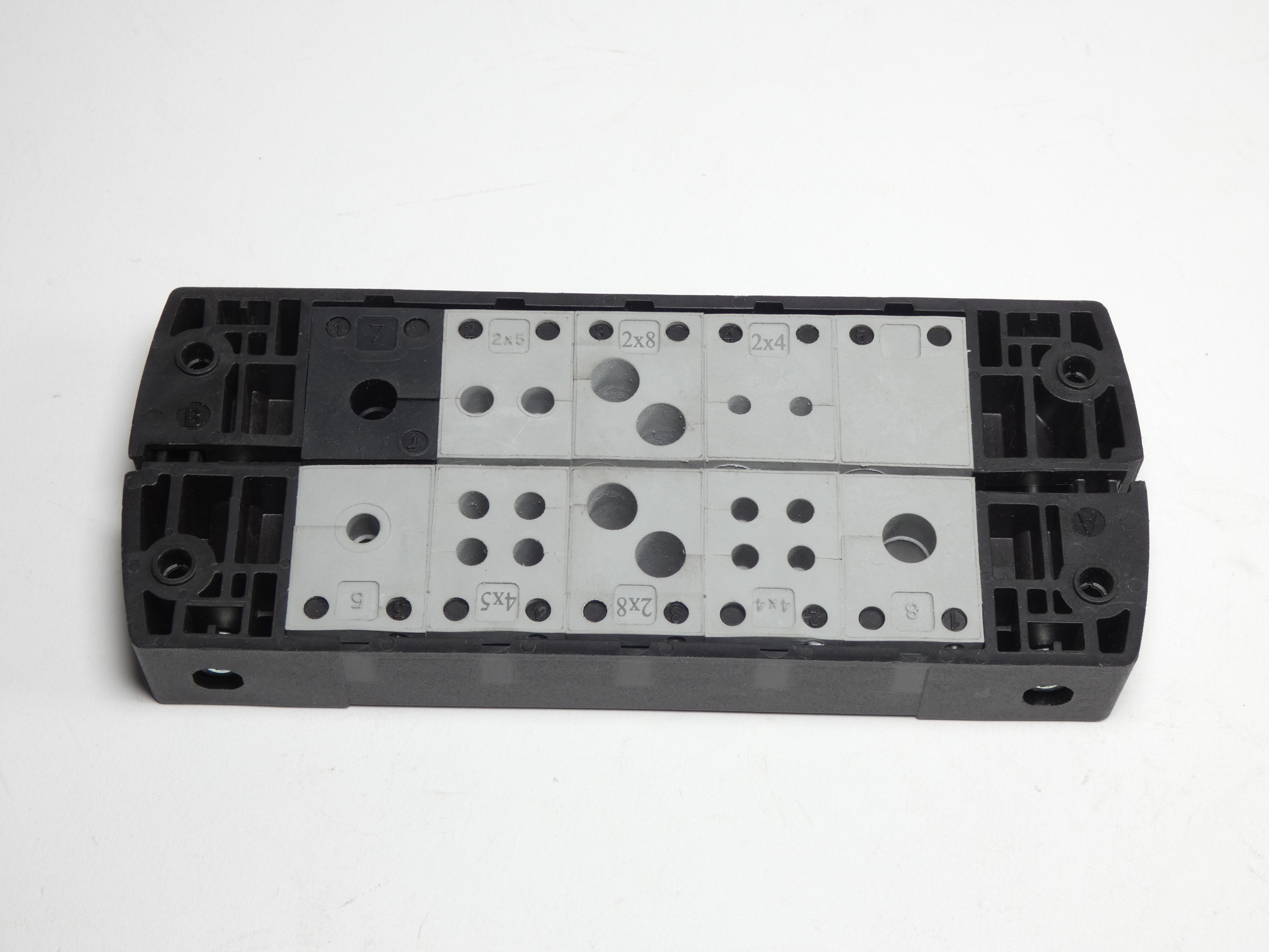 Phoenix Contact CES-B24-SFFS Split Cable Entry System Frame – GPM Surplus