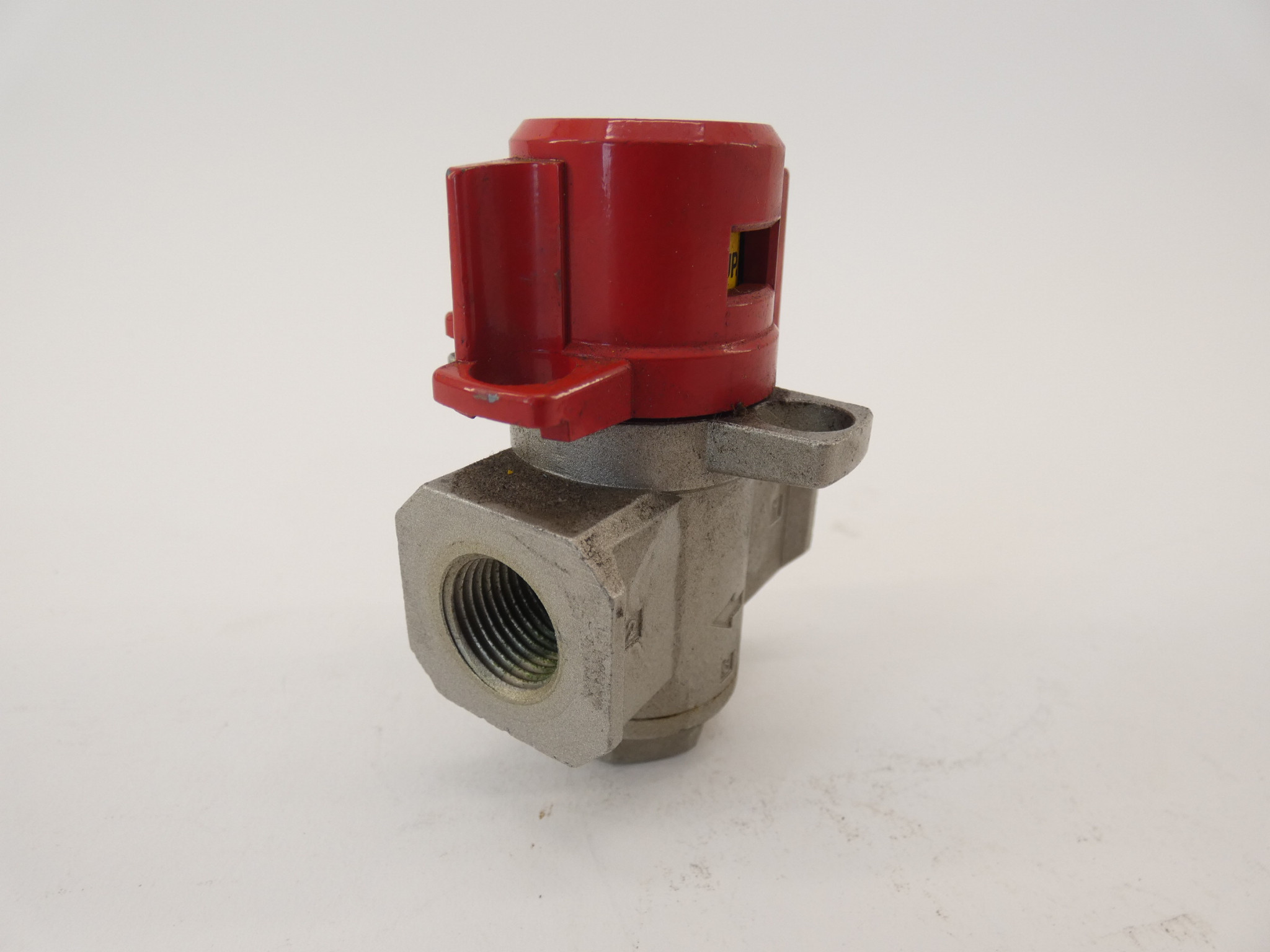 SMC VHS30-N03-Z Pneumatic Lockout Valve 3-Port 15-150 PSI – GPM Surplus