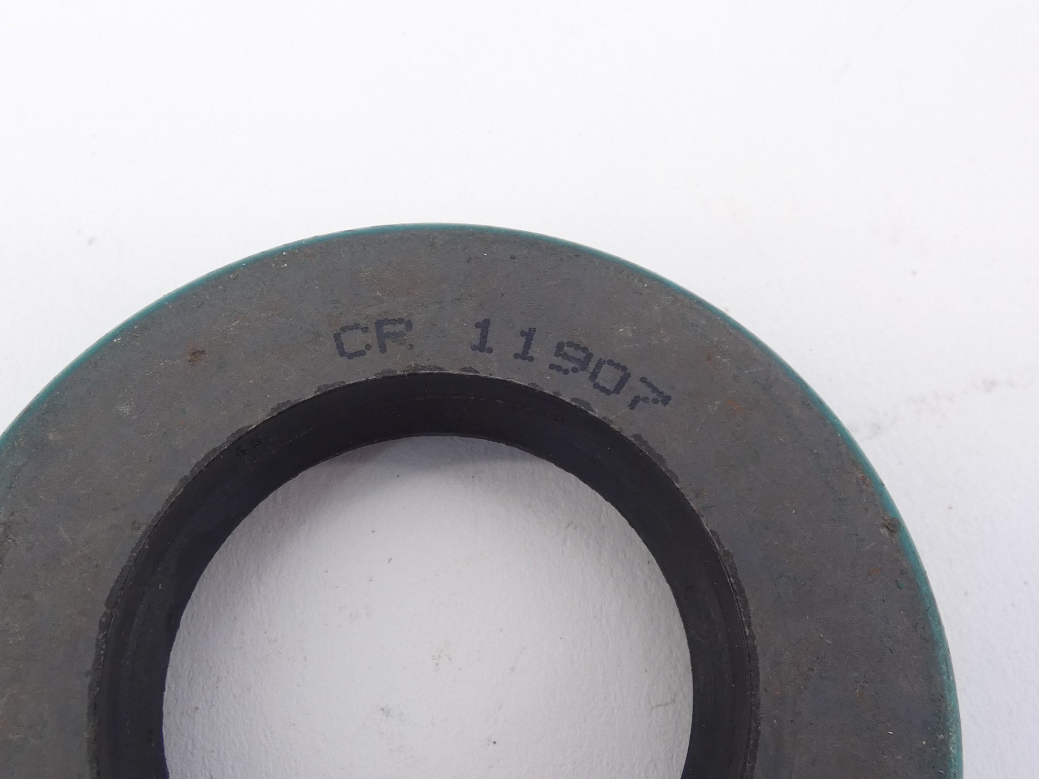 CR Chicago Rawhide 11907 Oil Seal 1-1/8″ ID – GPM Surplus