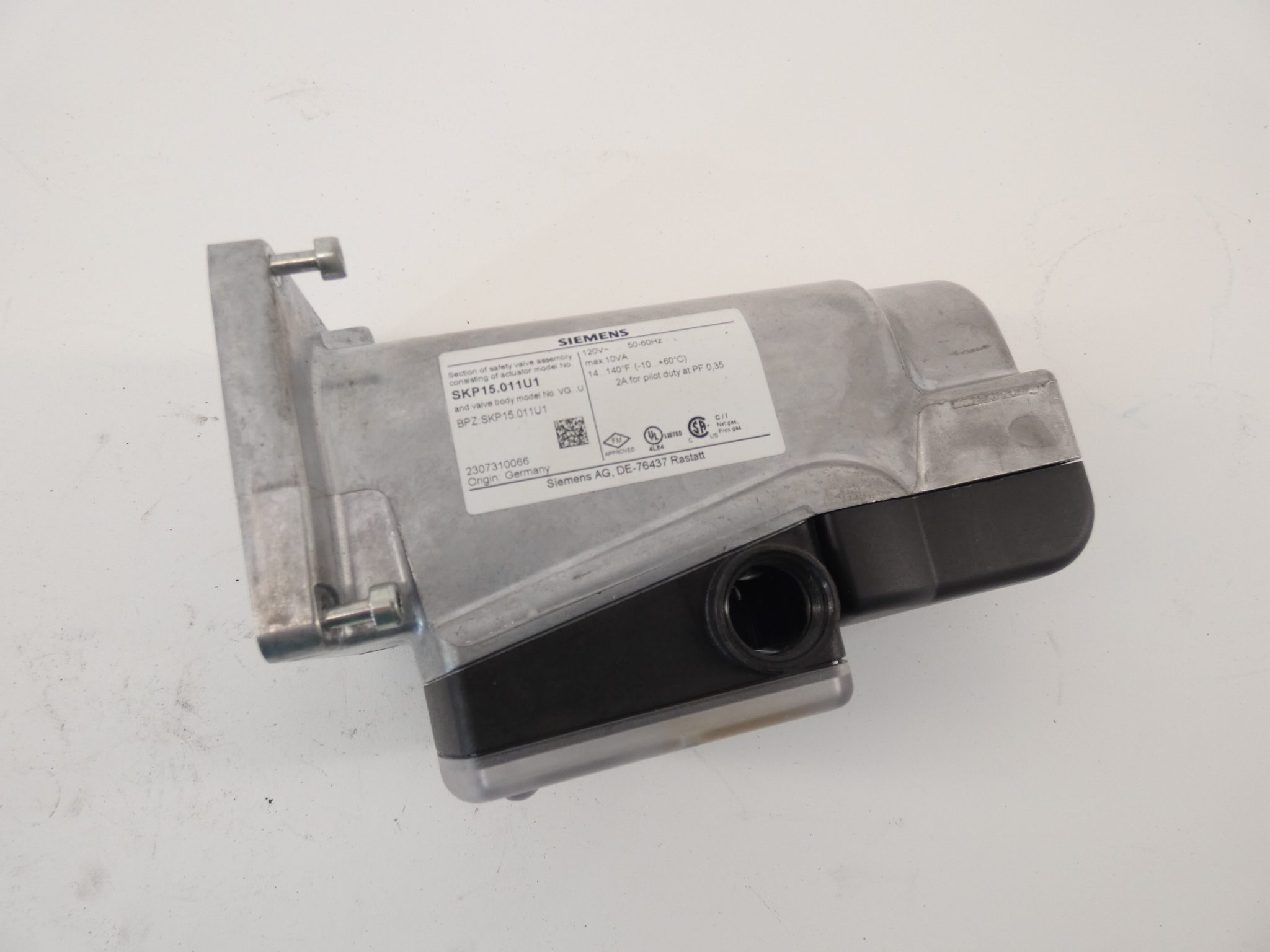 Siemens SKP15.011U1 Valve Actuator 120V 50/60Hz – GPM Surplus