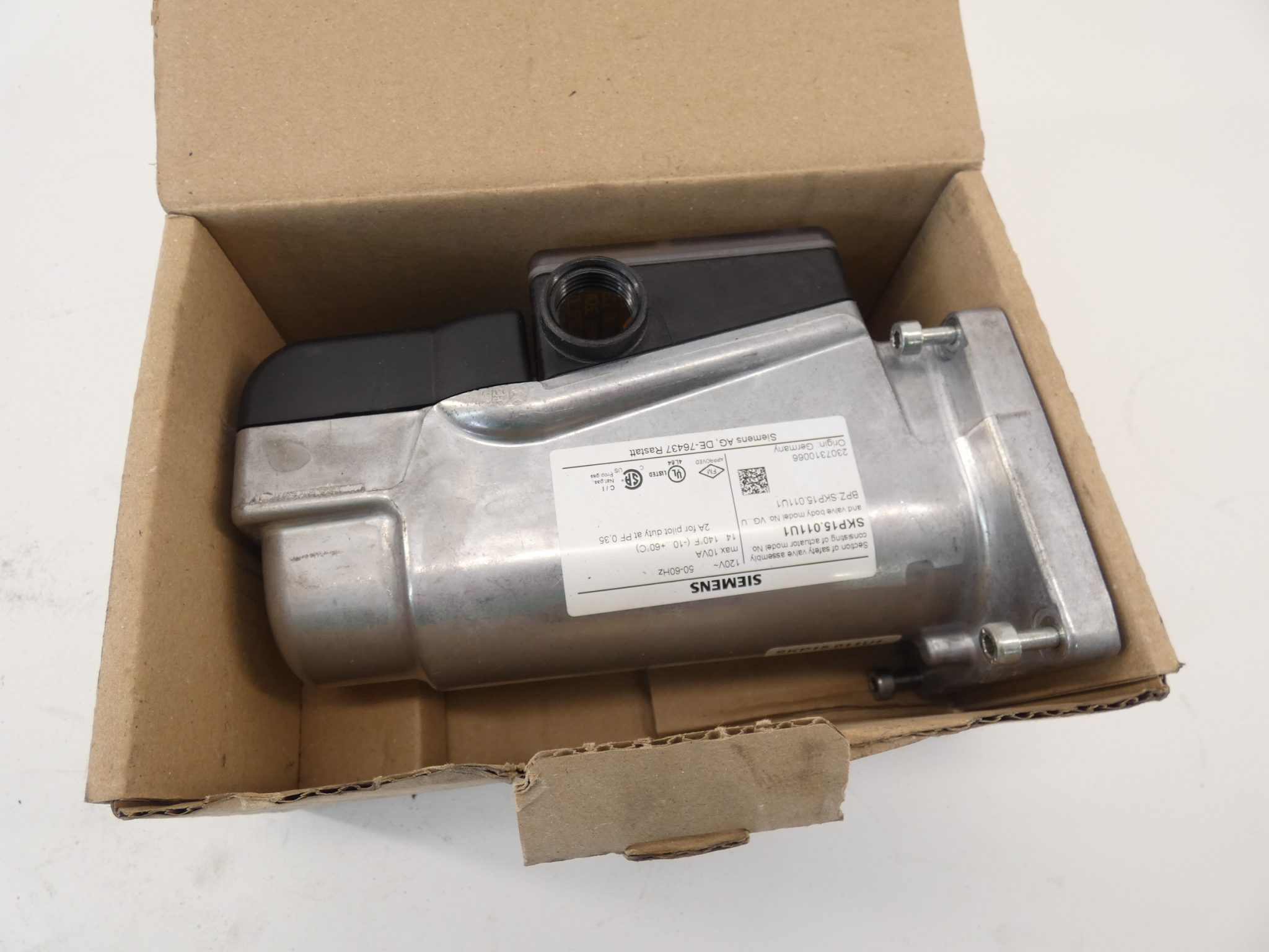 Siemens SKP15.011U1 Valve Actuator 120V 50/60Hz – GPM Surplus