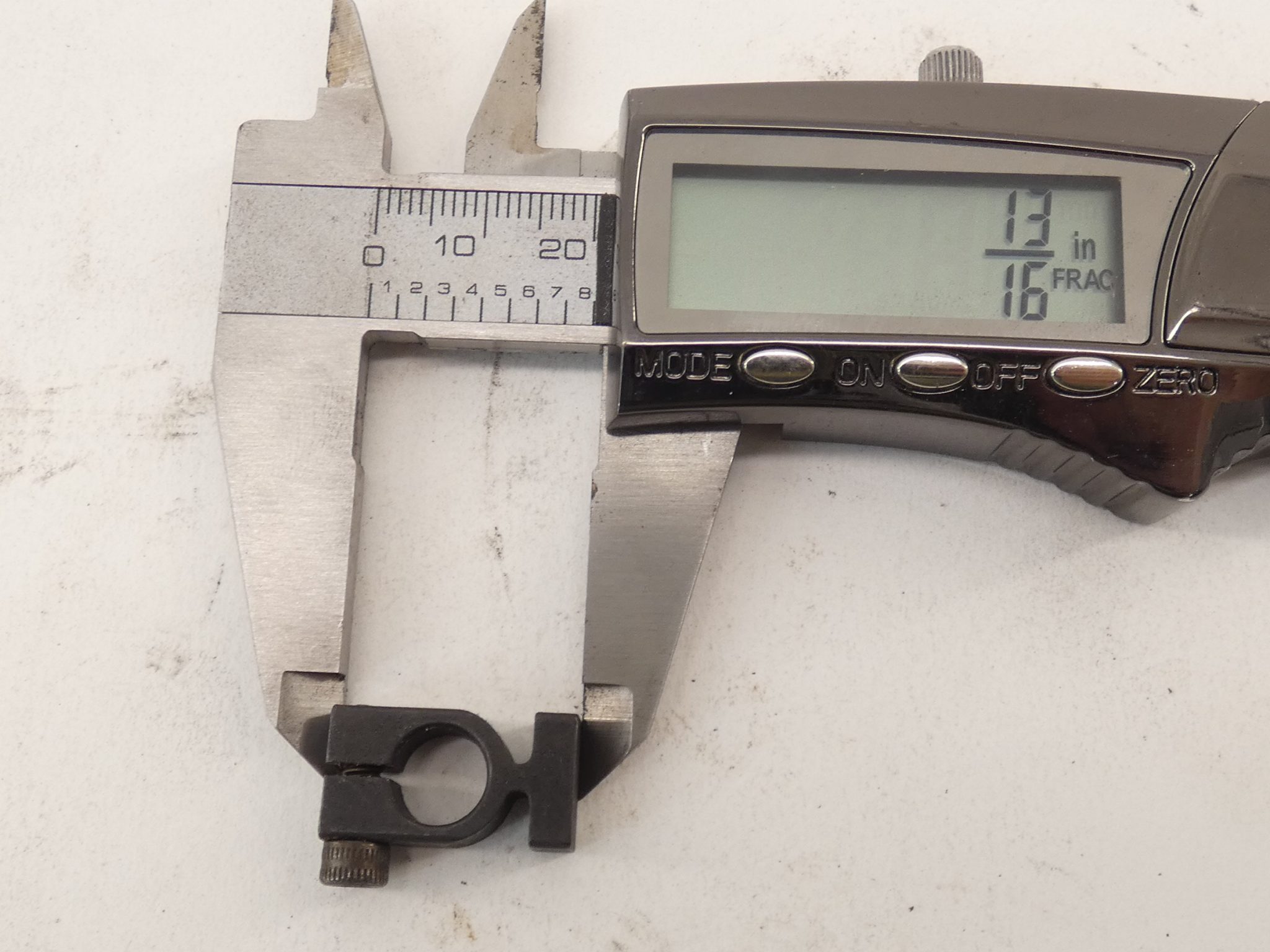 *Lot of 5* Berg CG3-6 Counterweight Split Hub Clamp – GPM Surplus