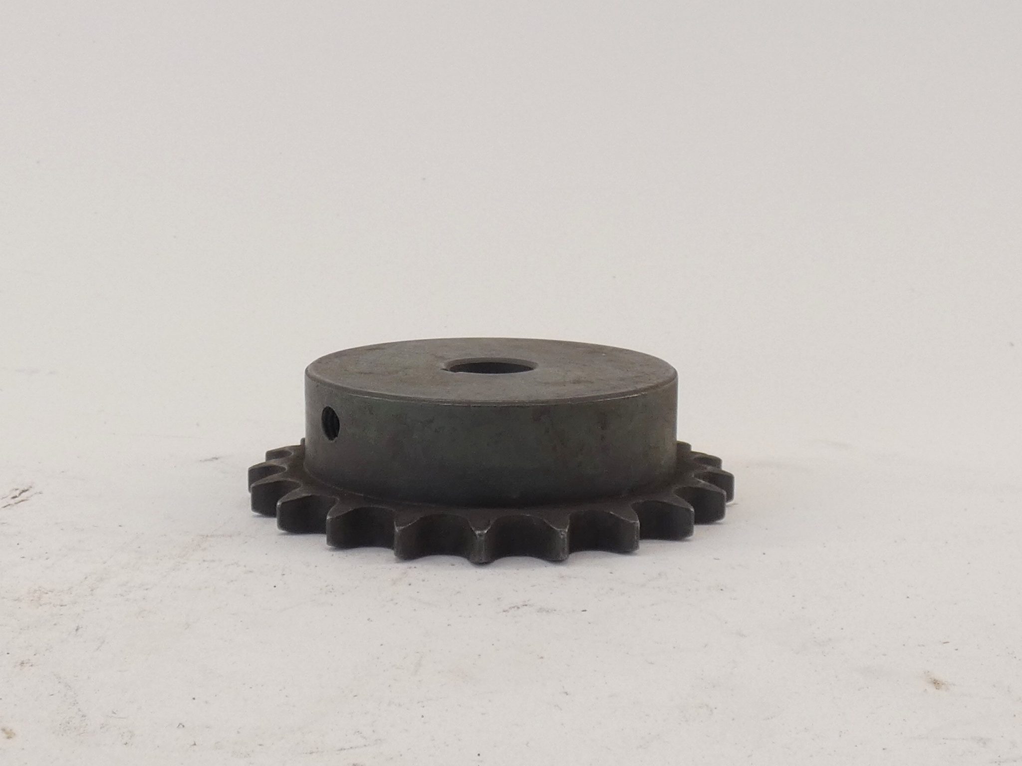 Martin 40BS21 Roller Chain Sprocket 21-Teeth 5/8″ Bore – GPM Surplus