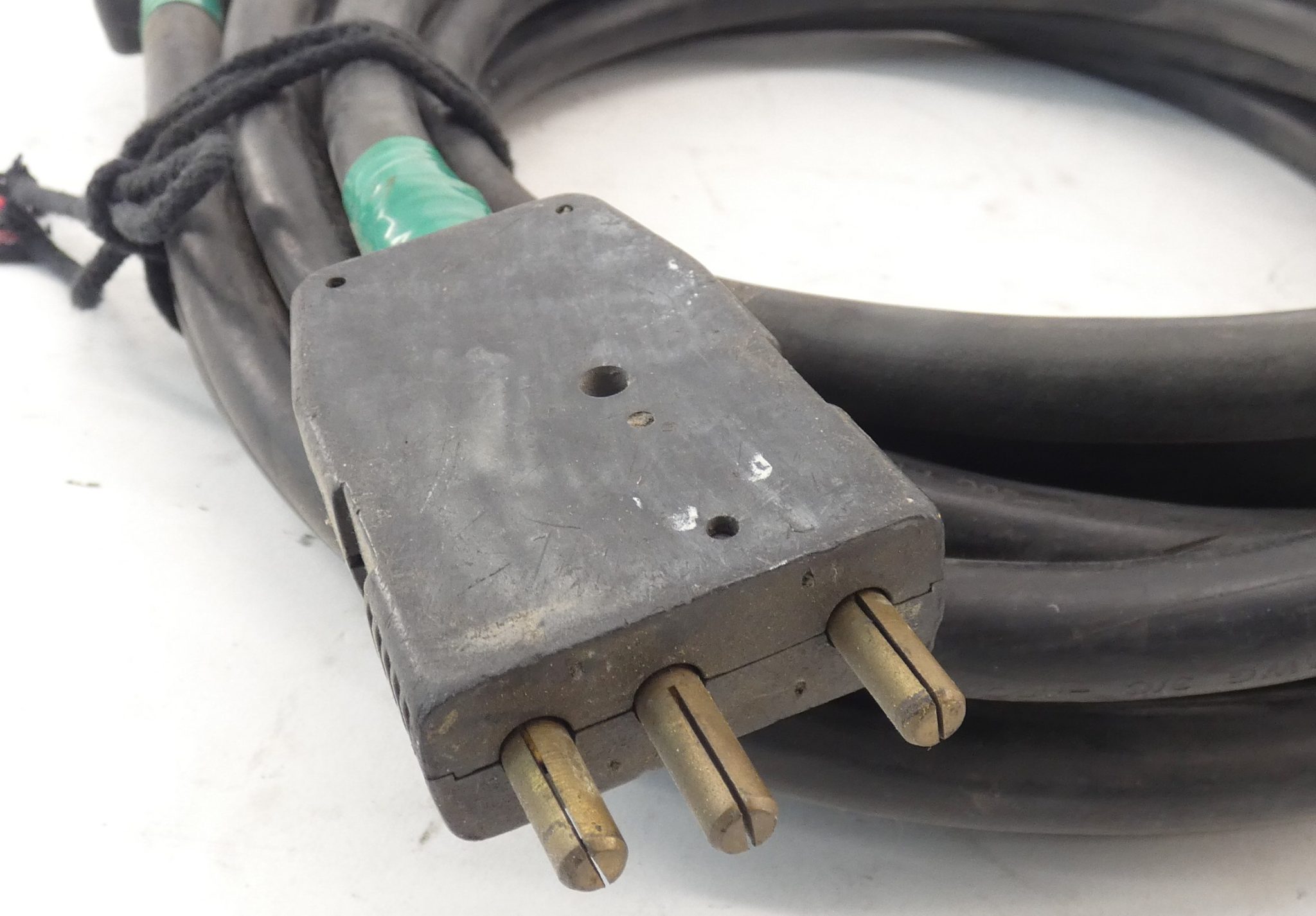 01142 Stage Pin Cable 12AWG 600V 25′ SOOW 3/C – GPM Surplus