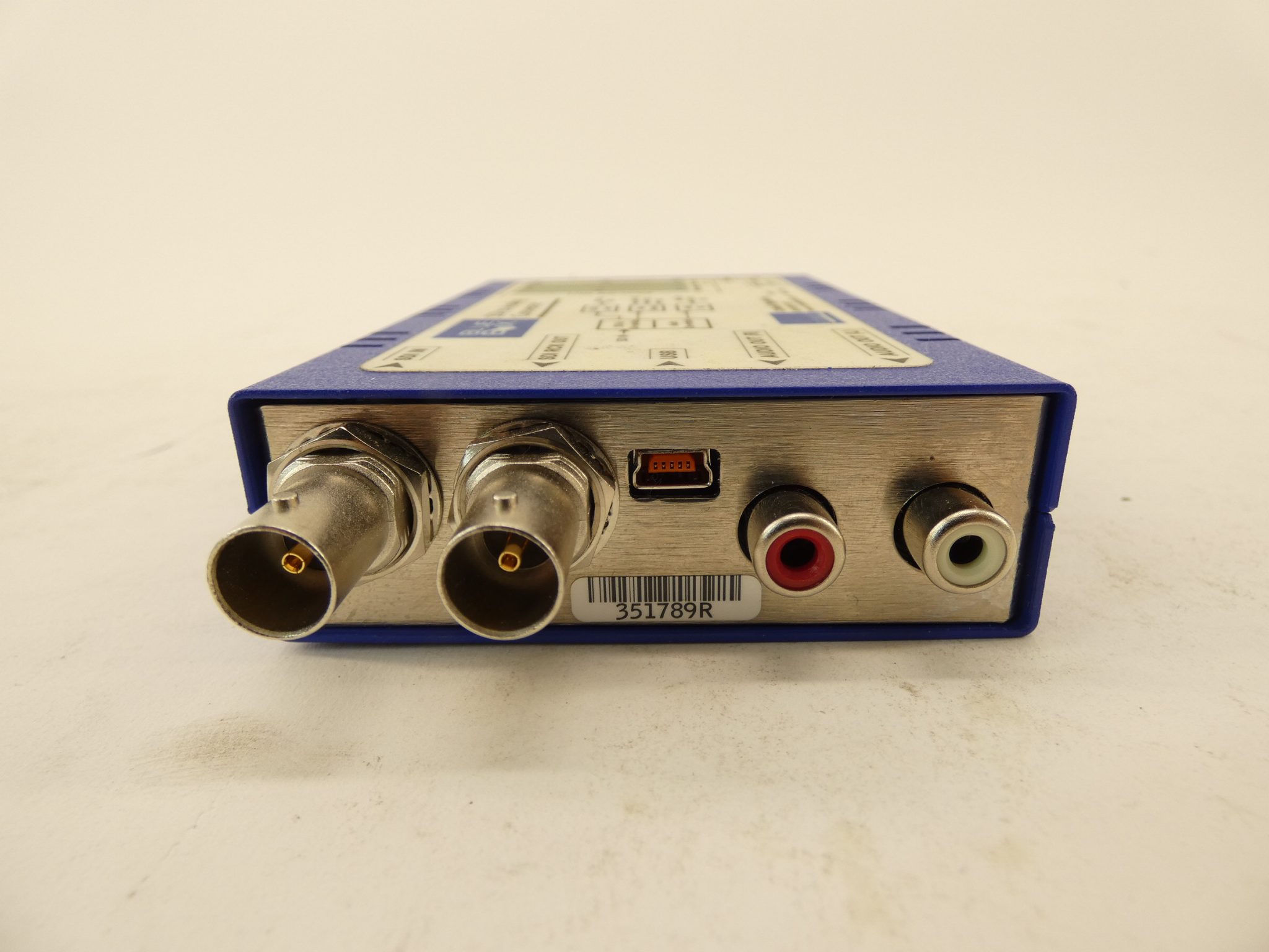 Cobalt Blue Box SDI to Analog Converter 5V-16V DC IN – GPM Surplus