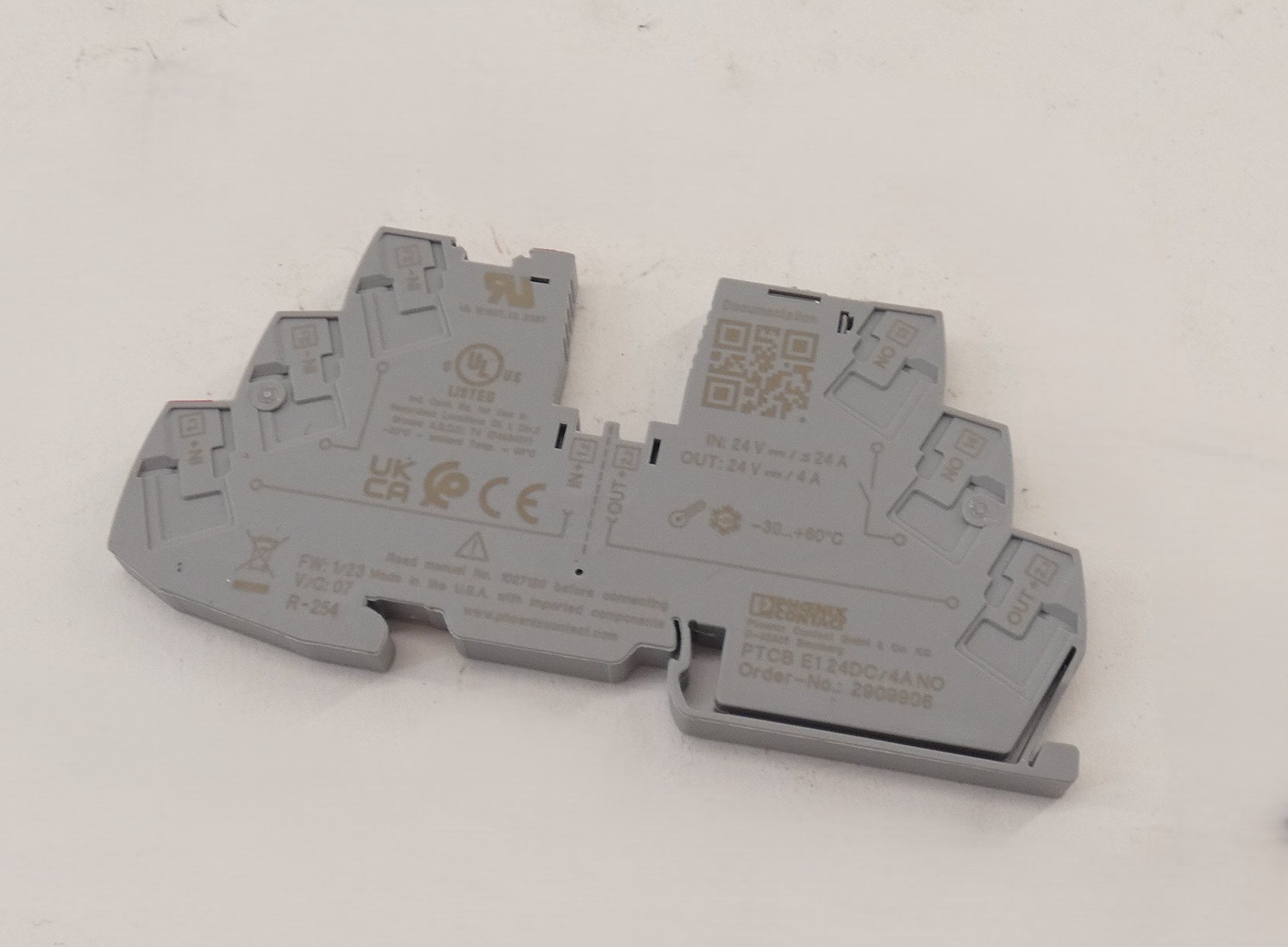 Phoenix Contact 290906 ECB Circuit Breaker PTCB E1 24DC/4A NO – GPM Surplus