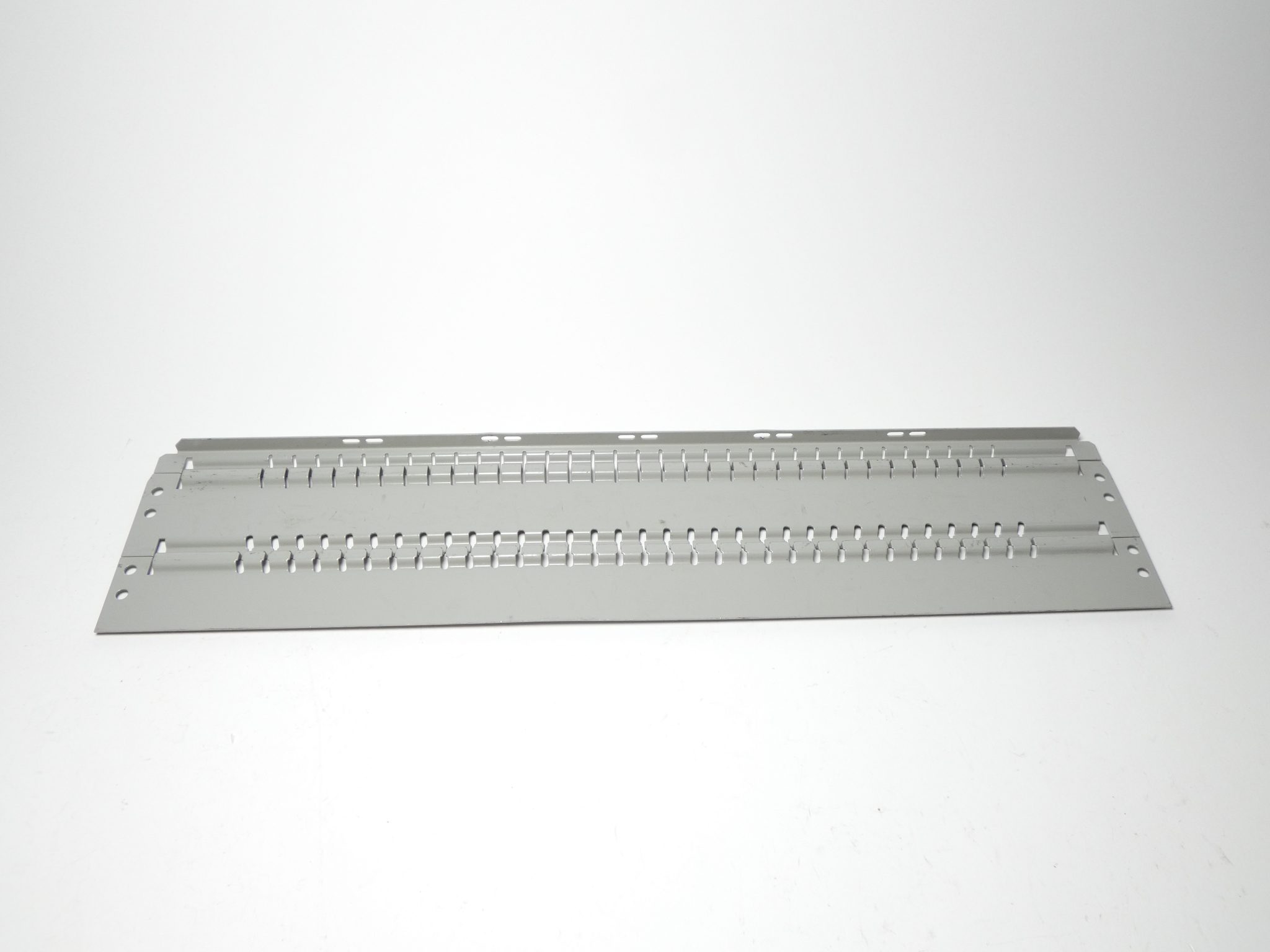 20-7/8″ x 4-5/8″ Slotted Drawer Partition – GPM Surplus