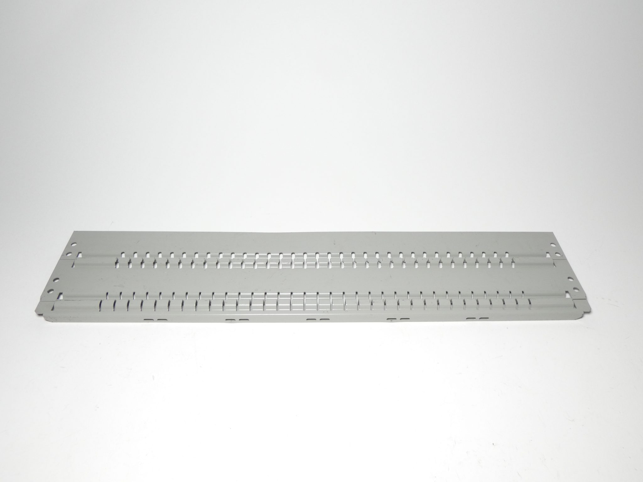 20-7/8″ x 4-5/8″ Slotted Drawer Partition – GPM Surplus