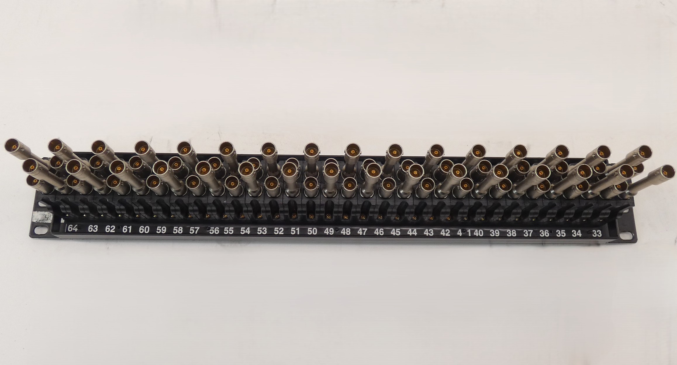 CommScope ADC PPE15232-CJMT-BK Video Patch Panel Jackfield CJ4014N-75 ...