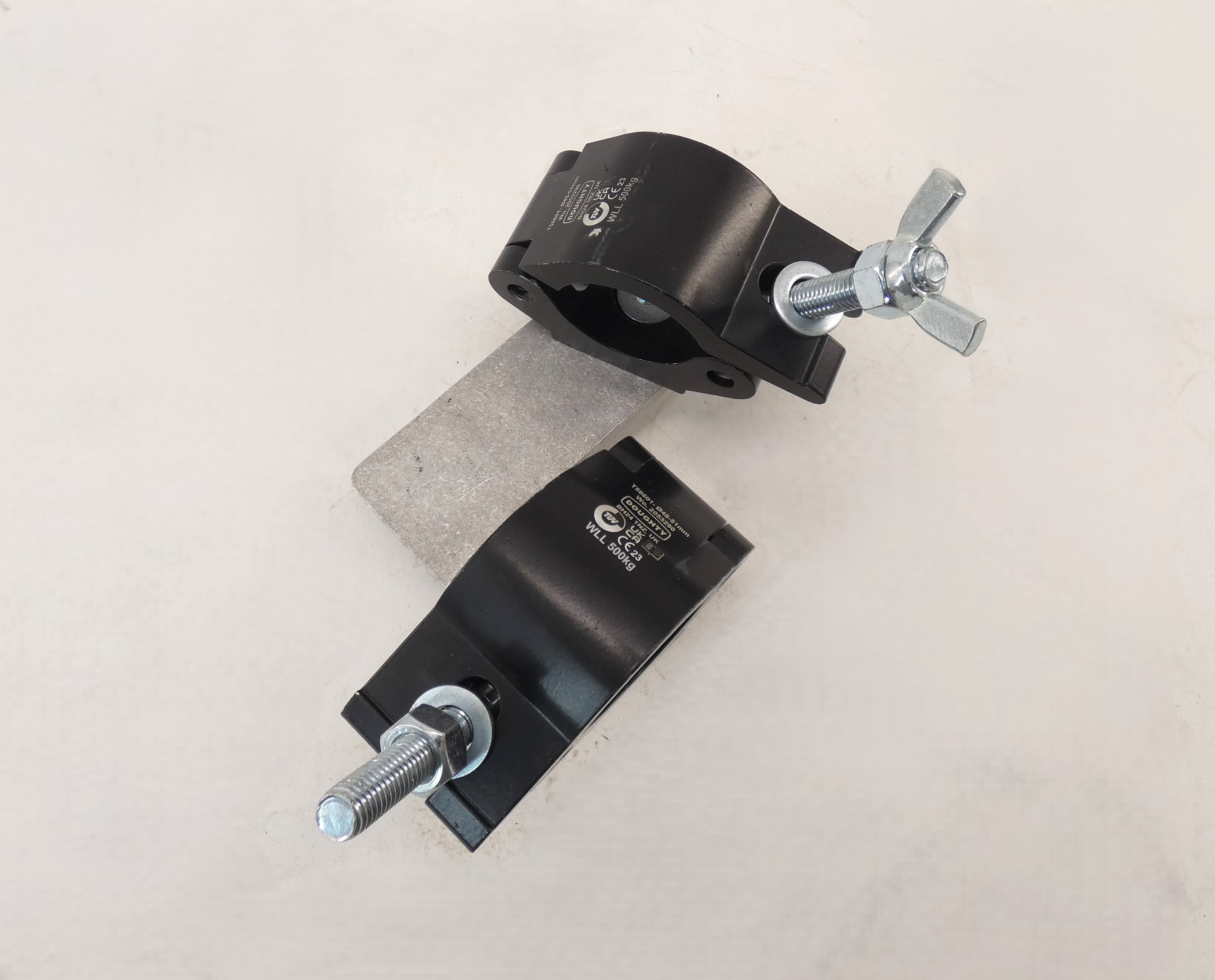 *Lot of 2* Doughty Half Coupler Clamp W/ L-Bracket 500kg – GPM Surplus