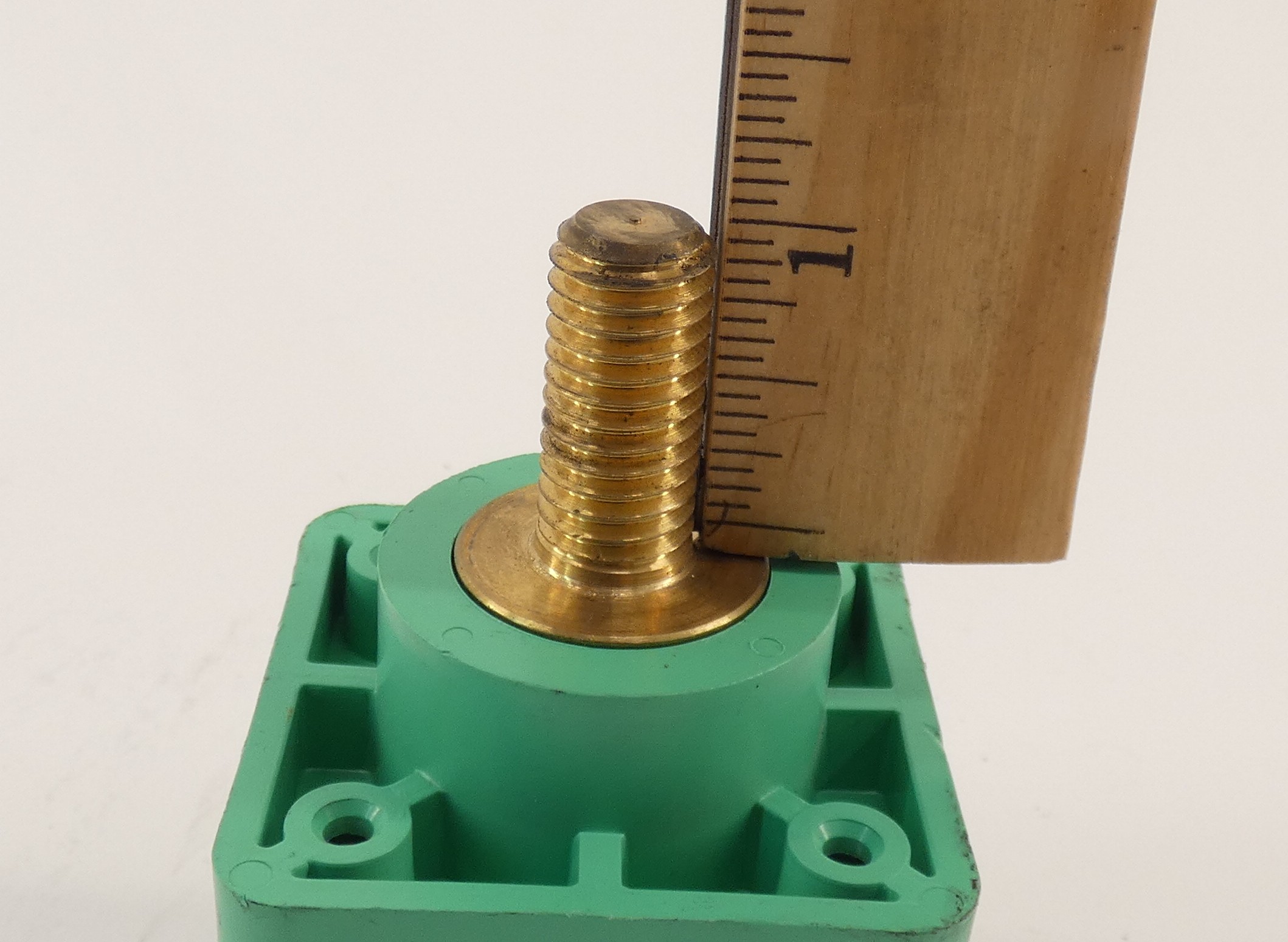 Bates CL Series Green Panel Mount Receptacle 400A 600V AC/DC – GPM Surplus