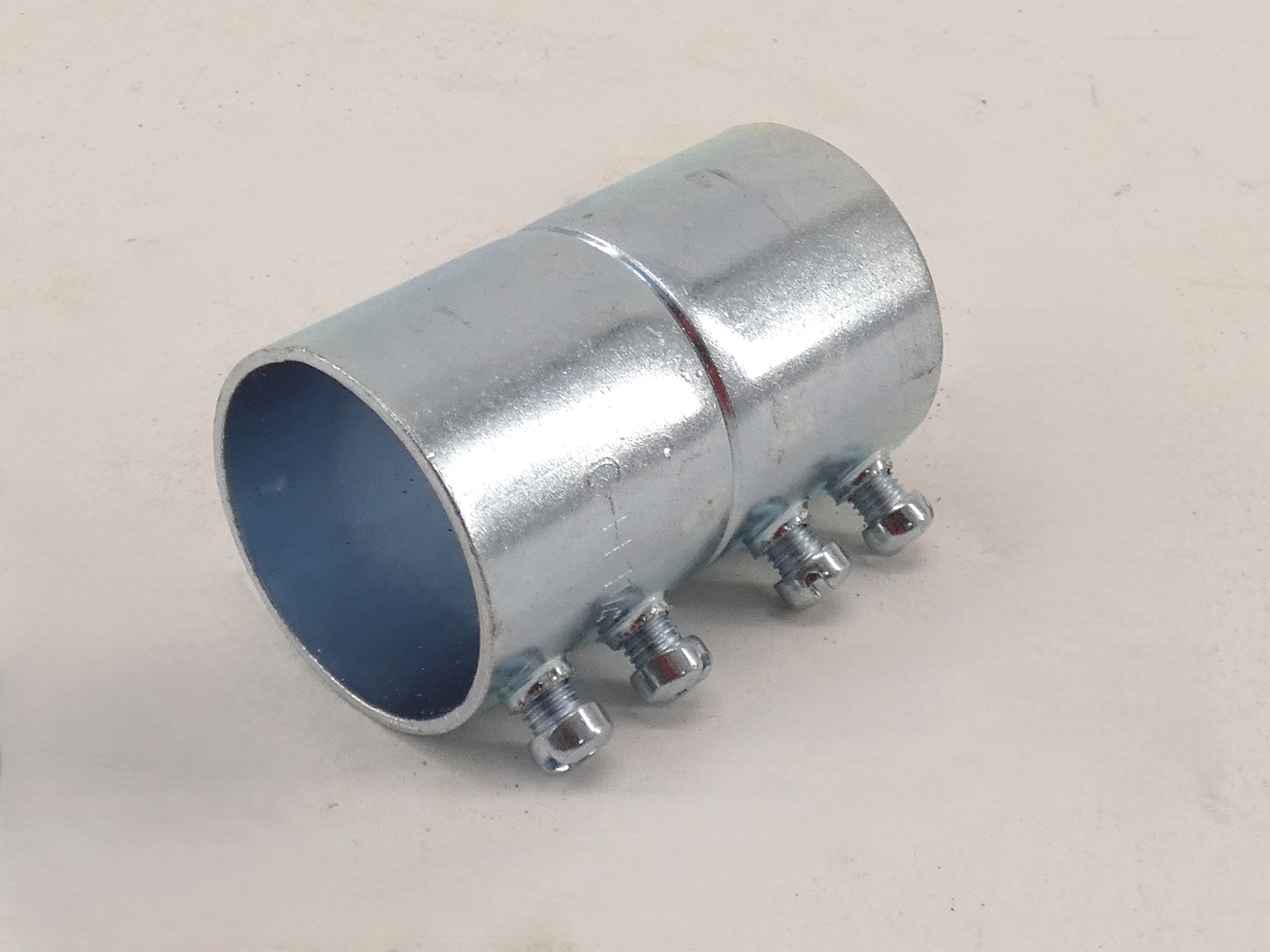 *Box of 10* Eaton Crouse-Hinds 463 Set Screw Coupling 1-1/4″” Bore ...