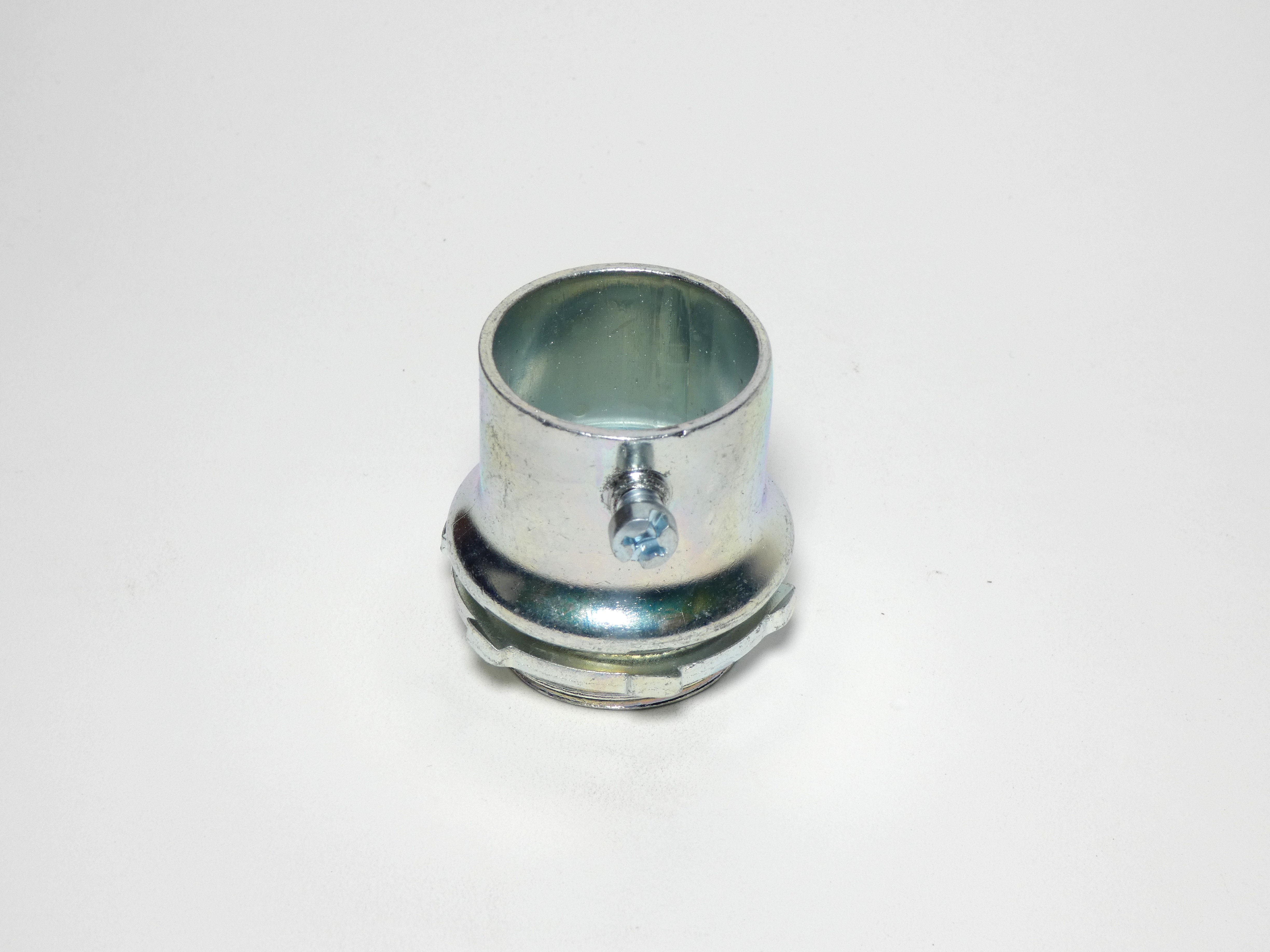 *Box of 12* Hubbell Raco 2004 1″ EMT Set Screw Connector – GPM Surplus