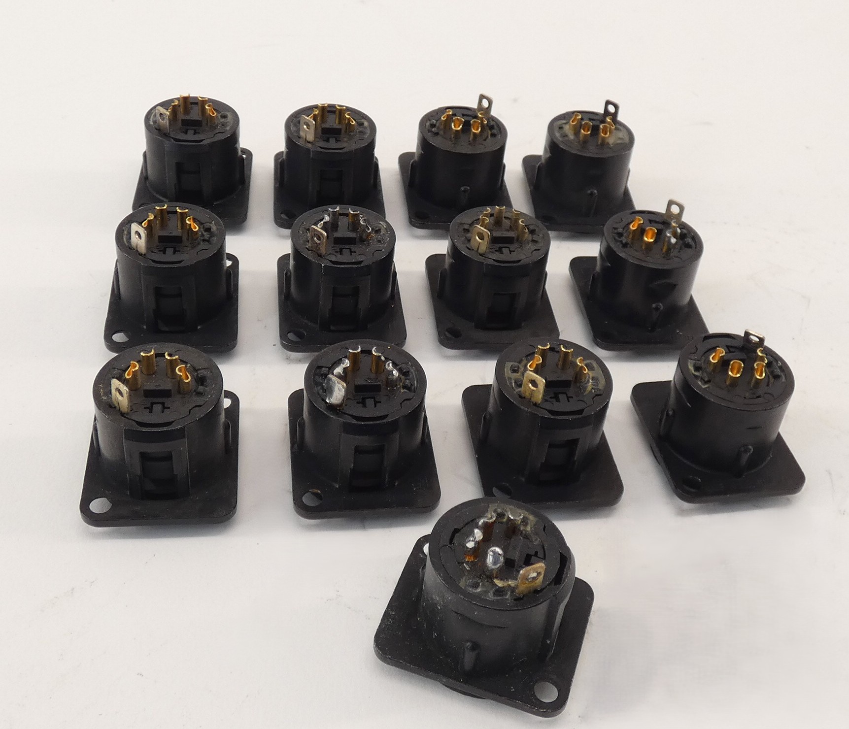 *Lot of 13* Neutrik 4-Pin Cable Connector Male Chassis Panel Mount ...
