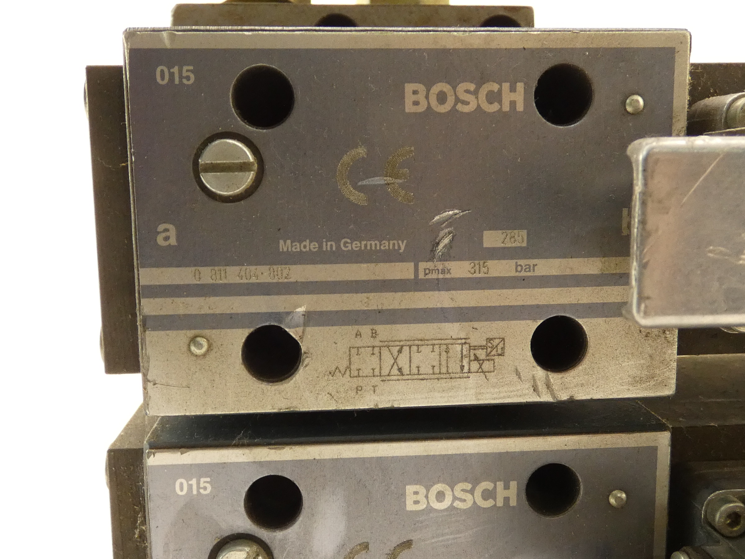 Bosch 0811404802 Directional Valve Assembly YT BPA T – GPM Surplus