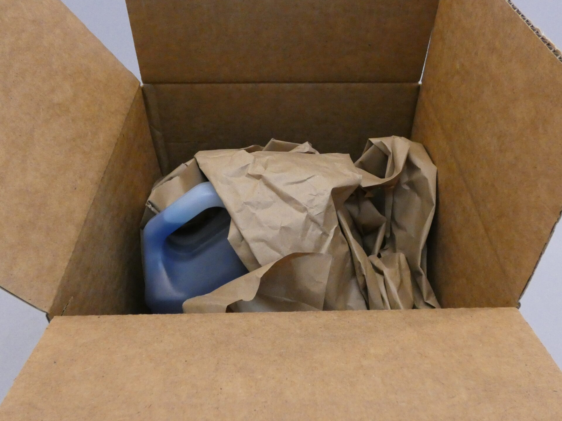 KSB Pumps GIW 690-9090P-04-B150P Blue 150 Lubrication, 1Gal – GPM Surplus