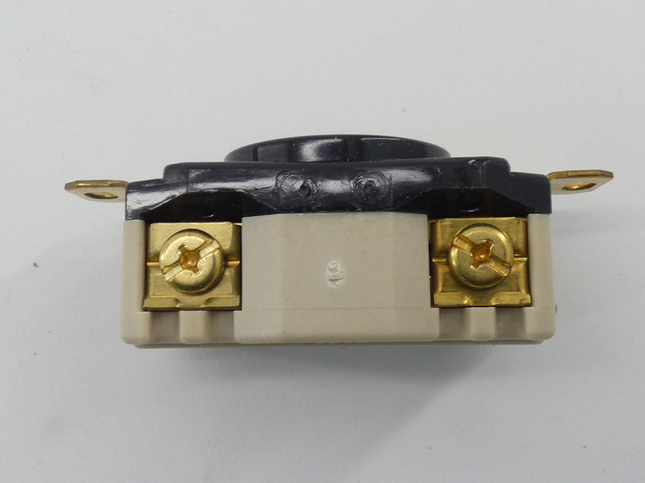 Hubbell HBL2810 Receptacle, 30A, 3PH, 120/208VAC, 4P, 5W – GPM Surplus