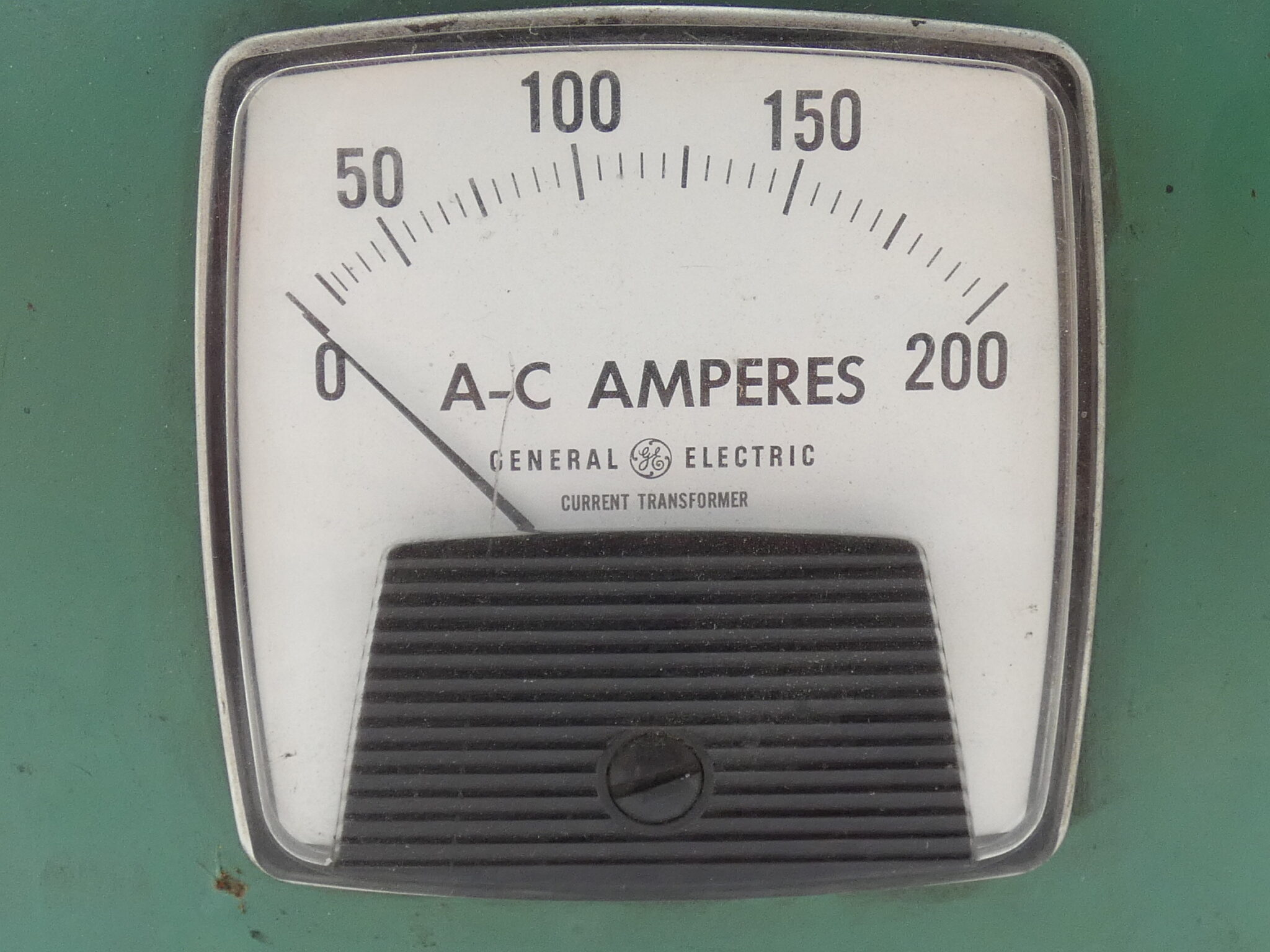 General Electric Ammeter , 0-200A W/ Enclosure – GPM Surplus