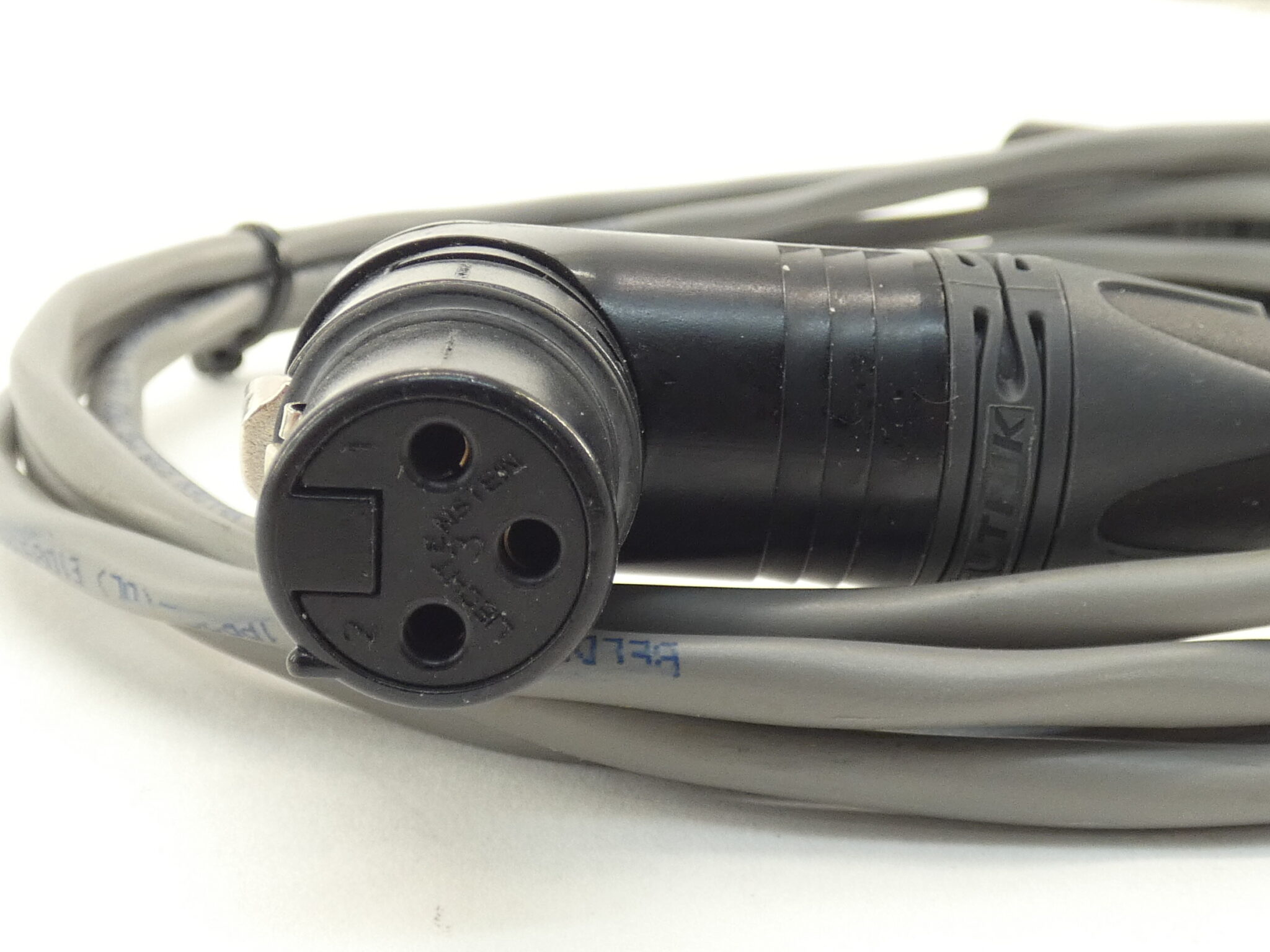 *Lot of 2* Belden 8205 Cable W/ Neutrik Male to Female Connectors ...