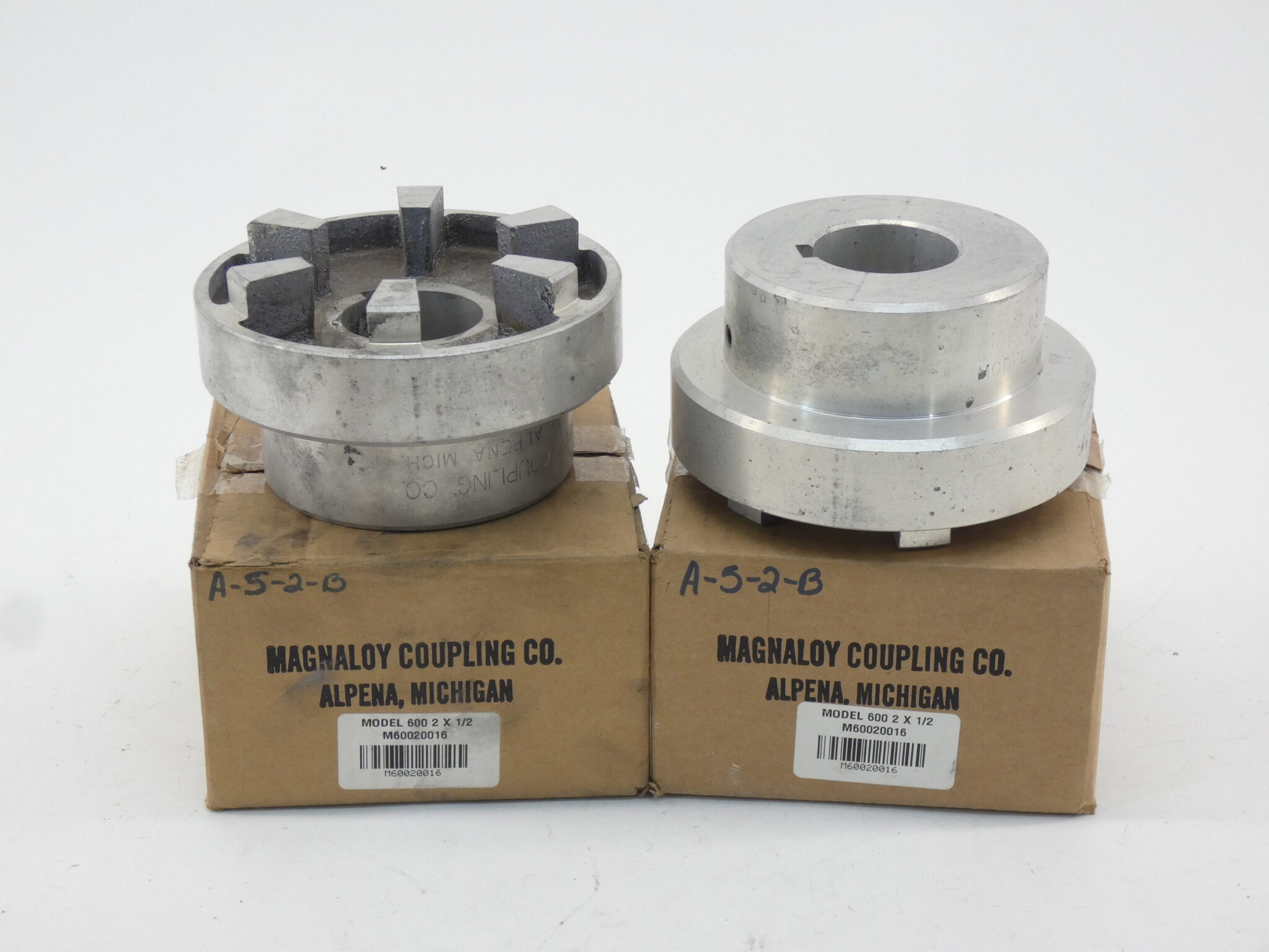 *Lot of 2* Magnaloy Model 600 M60020016 2″ Bore Coupling Hub – GPM Surplus