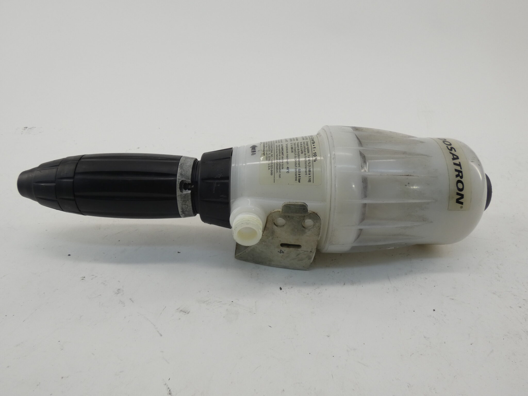 Dosatron D14MZ10 Doser Injector Pump 14 GPM 1:100 to 1:10 – GPM Surplus