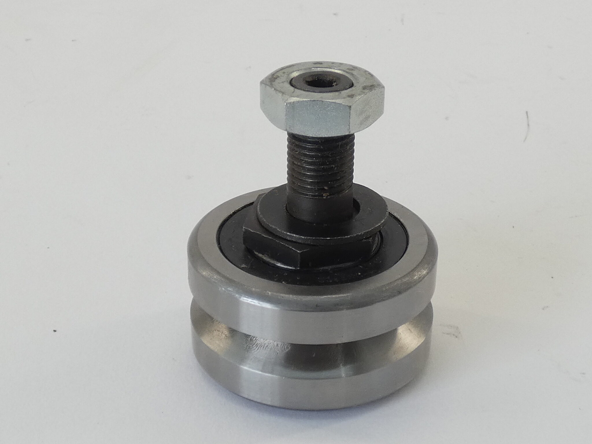 *Lot of 2* Hepco LJ54ENS V Rail Wheel – GPM Surplus